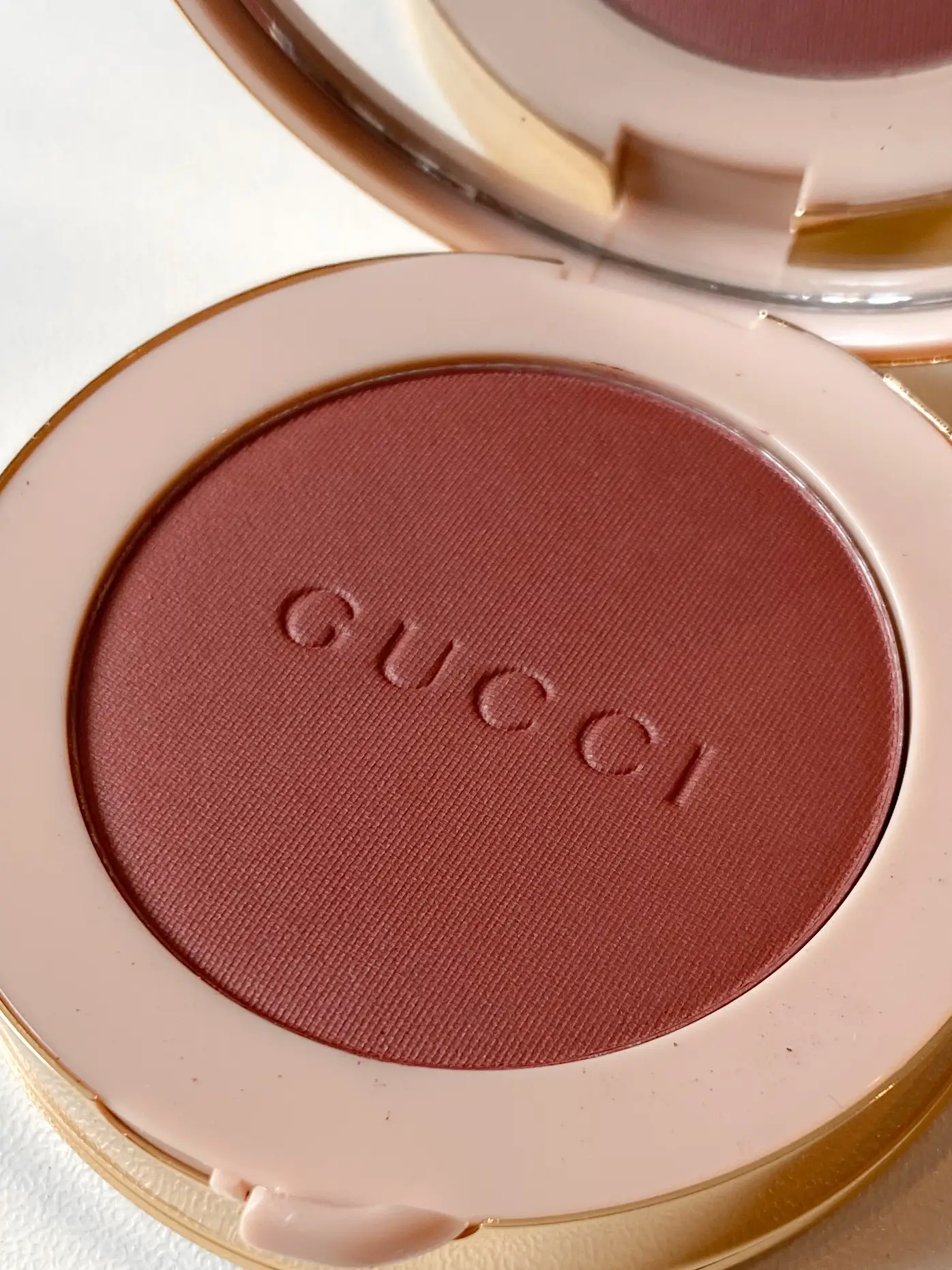 GUCCI BLUSH DE BEAUTÉ | บลัชออนกุชชี่ | แกลเลอรีที่โพสต์โดย poppapnd ...
