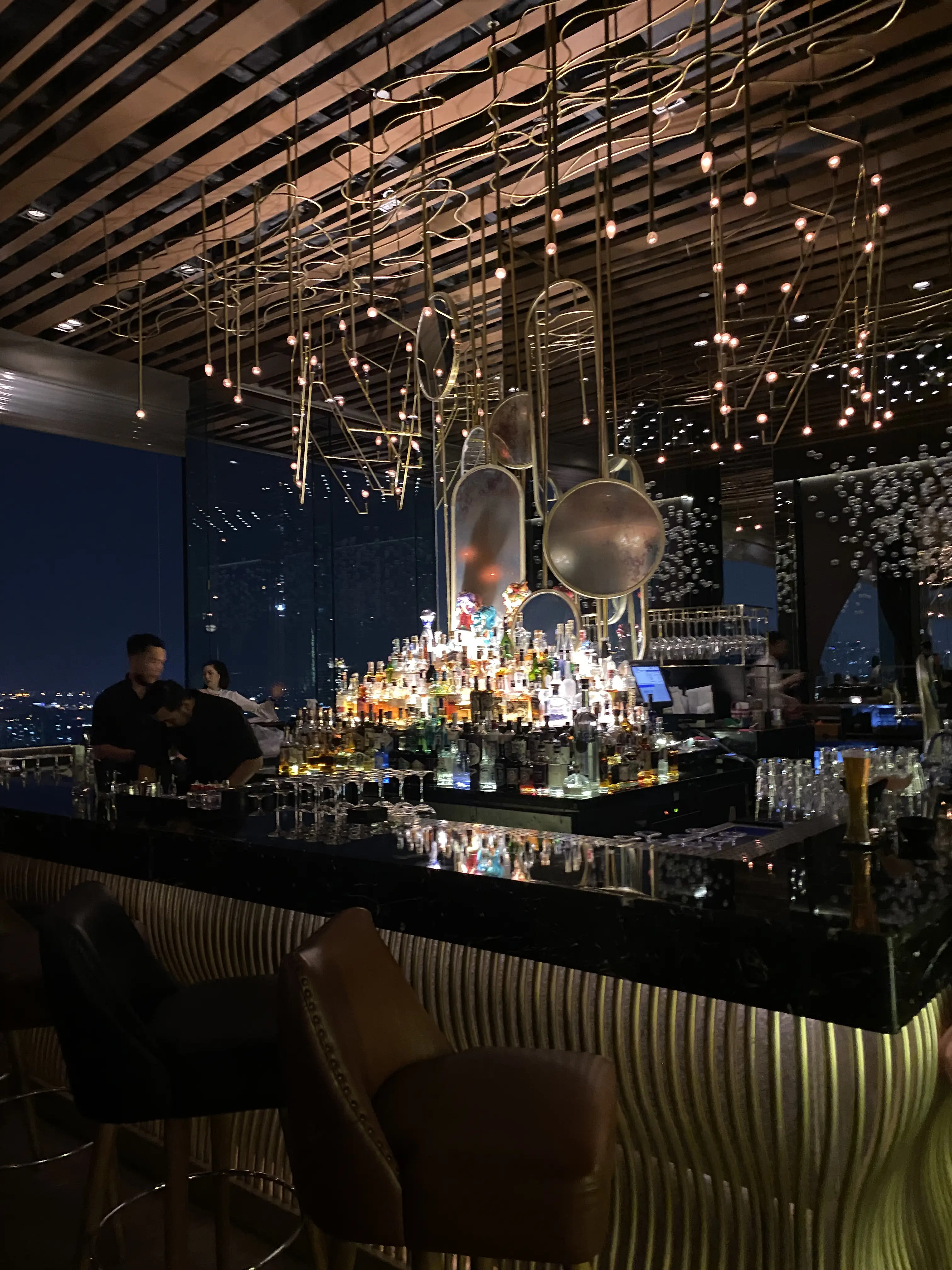 Rooftop สุดหรู วิวริมแม่น้ำสุดปัง | แกลเลอรีที่โพสต์โดย 𝗷𝘂𝗻𝘆 ⁺ | Lemon8