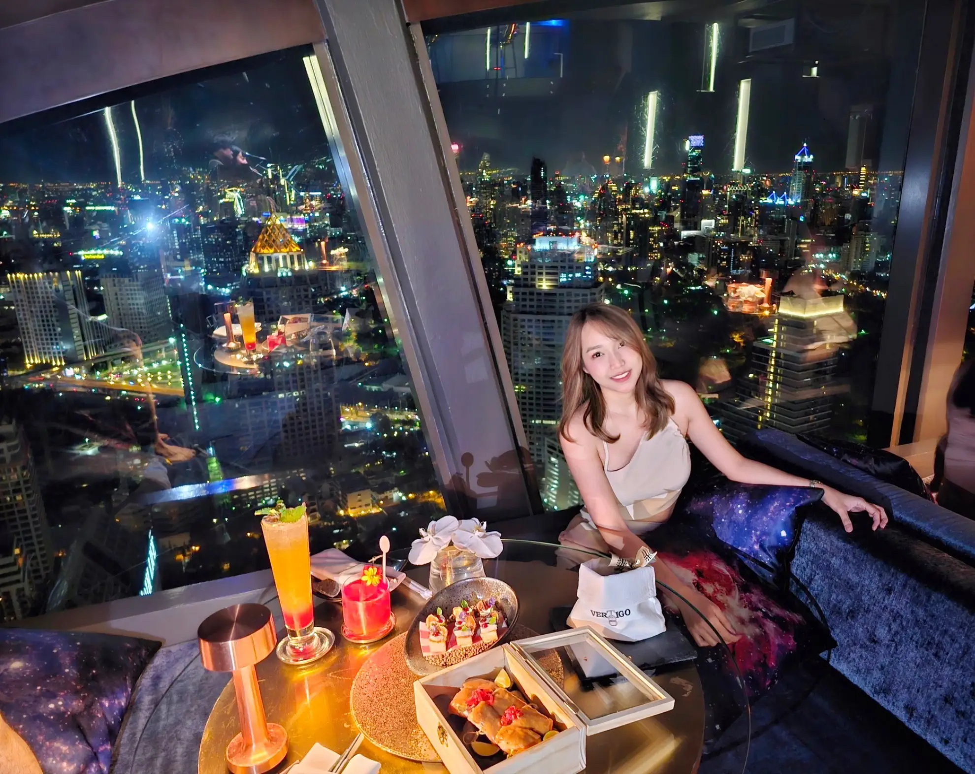 Vertigo TOO กินข้าวแบบสวีท ชมวิวกรุงเทพ | แกลเลอรีที่โพสต์โดย อันอัน🧸💕 ...