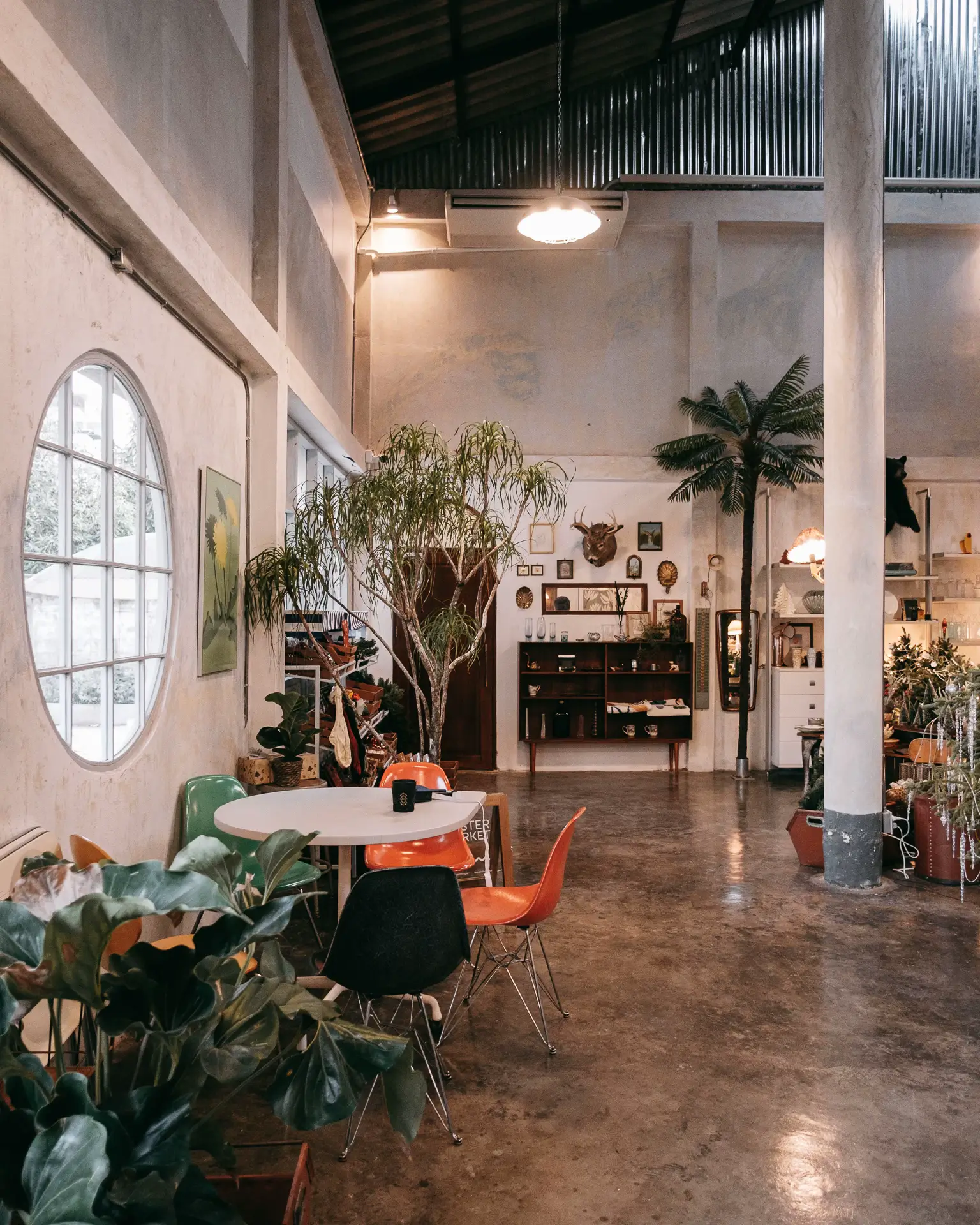 OOOZ.Cafe คาเฟ่ไซส์เล็ก บรรยากาศโทนอุ่นๆ ย่านอุดมสุข | แกลเลอรีที่โพสต์ ...