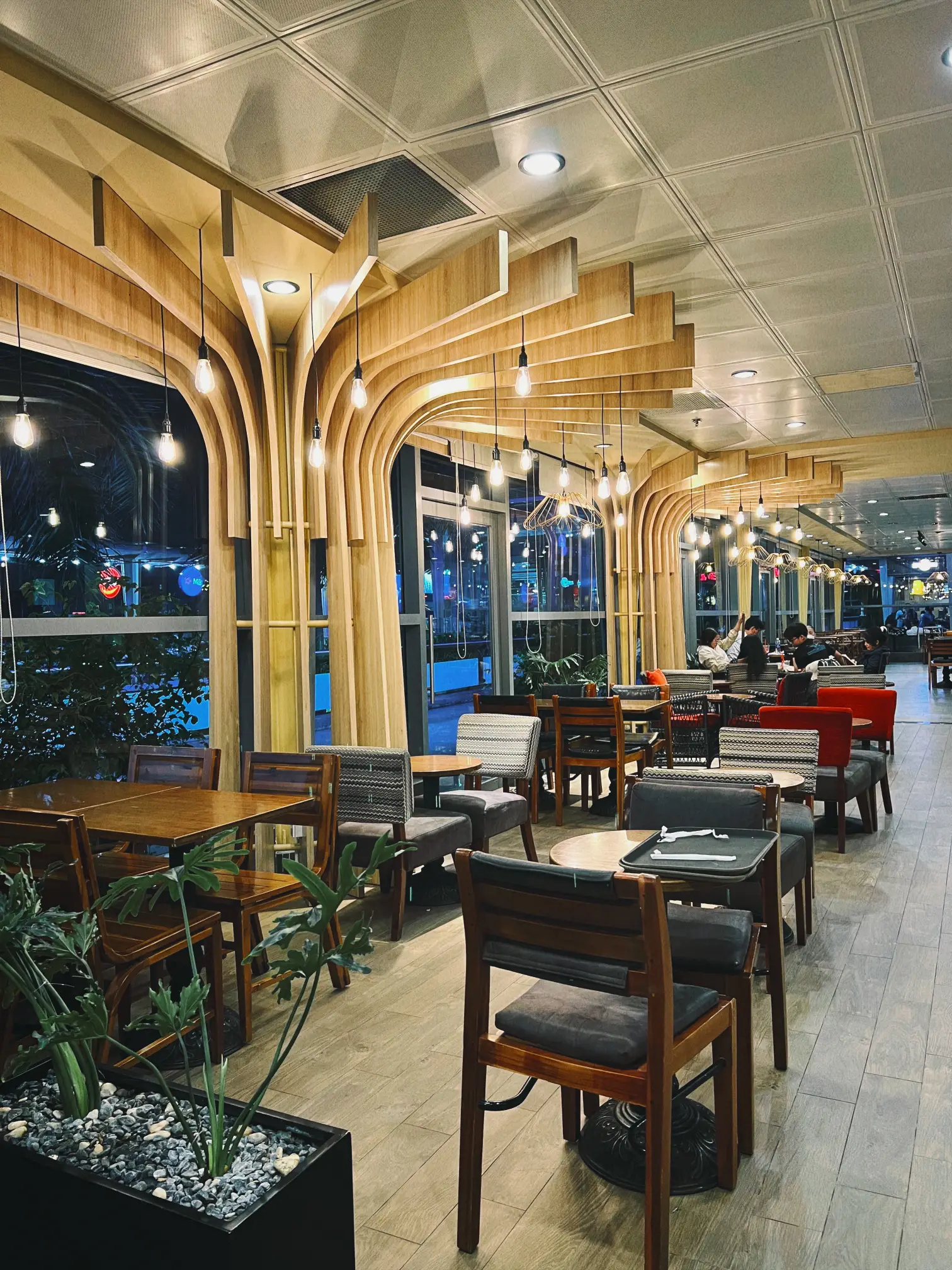 Check in siêu đẹp ở Highlands sân bay Đà Nẵng | Bộ sưu tập do Đi ăn ...