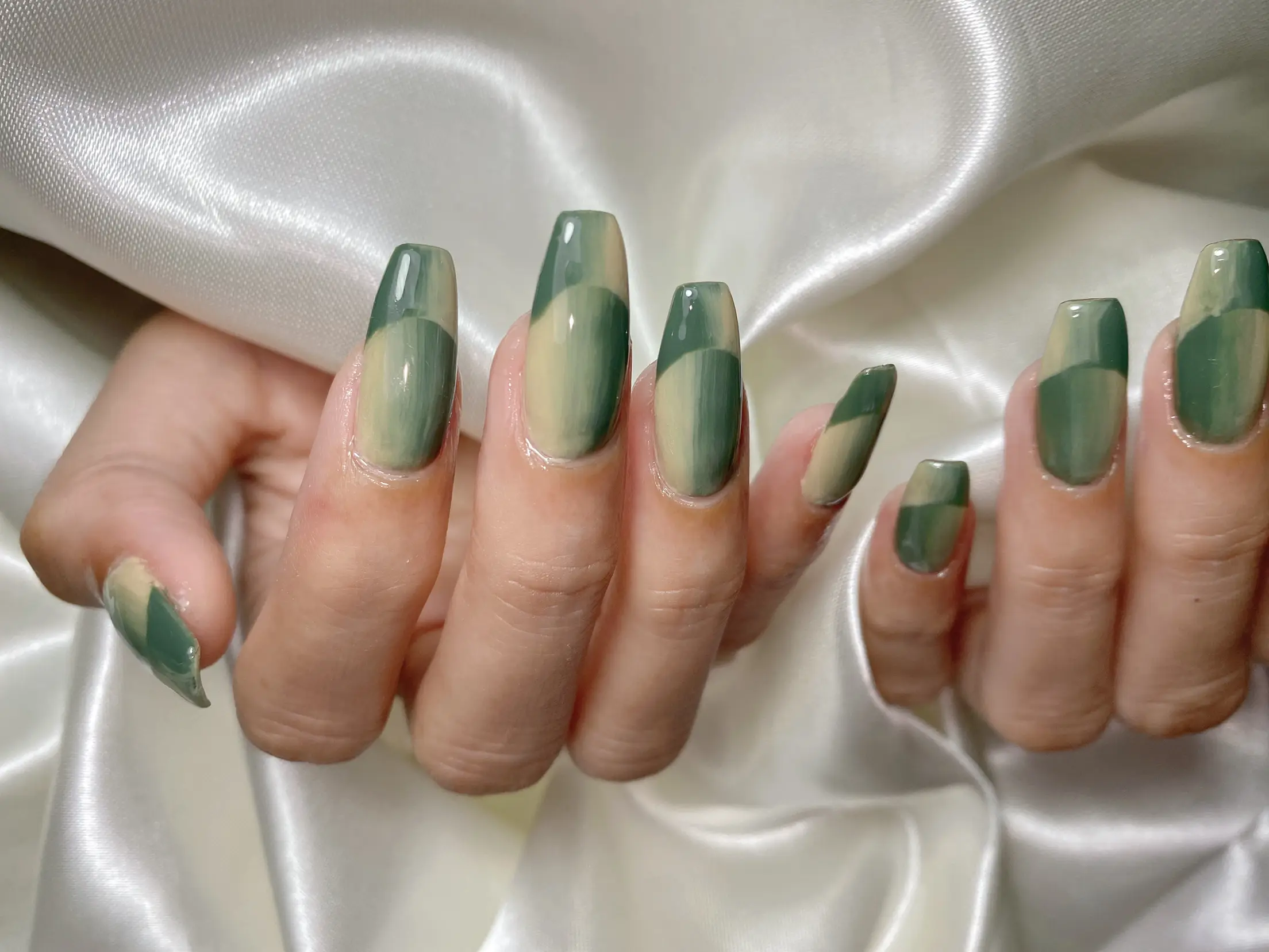 เทรนใหม่ 2022 | แกลเลอรีที่โพสต์โดย Aum 26 | Lemon8