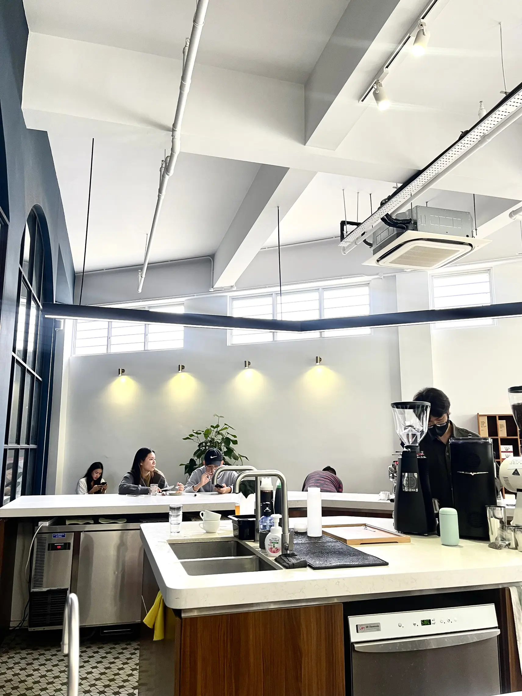 Save this Aesthetic Coffee Shop nearby Paya Lebar | แกลเลอรีที่โพสต์โดย ...