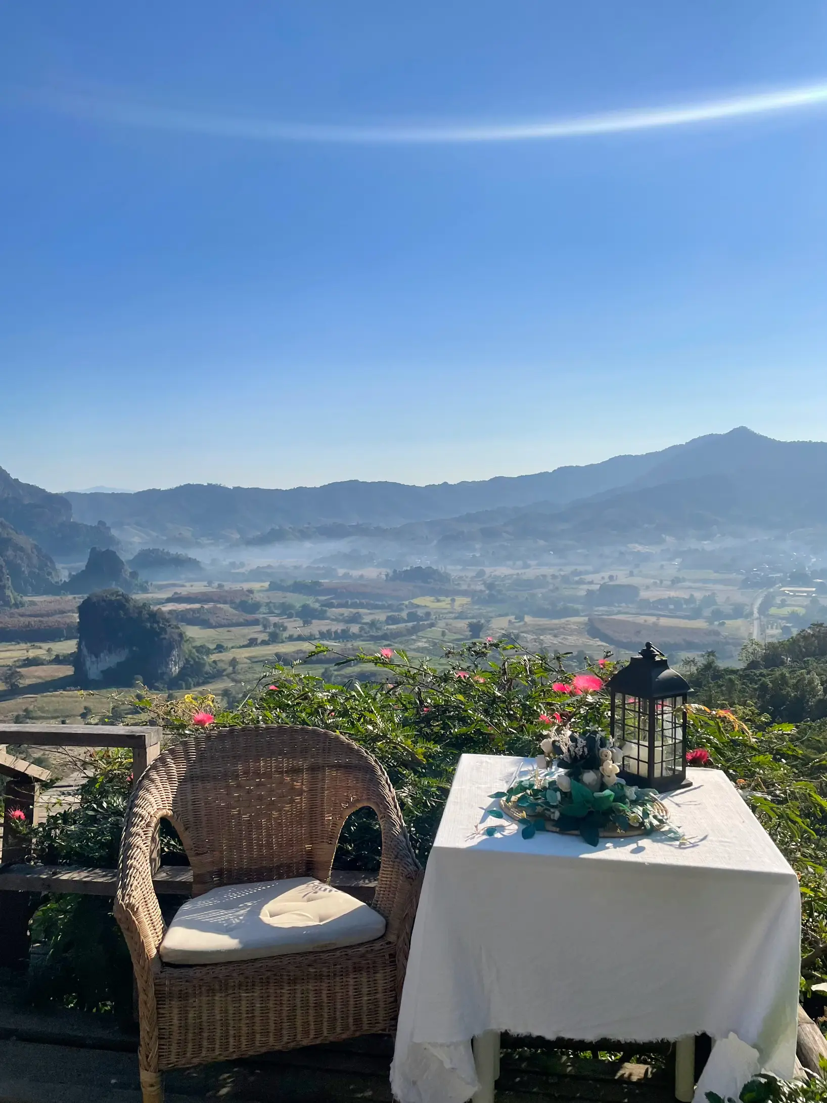 Magic mountain cafe’🍃 | แกลเลอรีที่โพสต์โดย BF🪴 | Lemon8