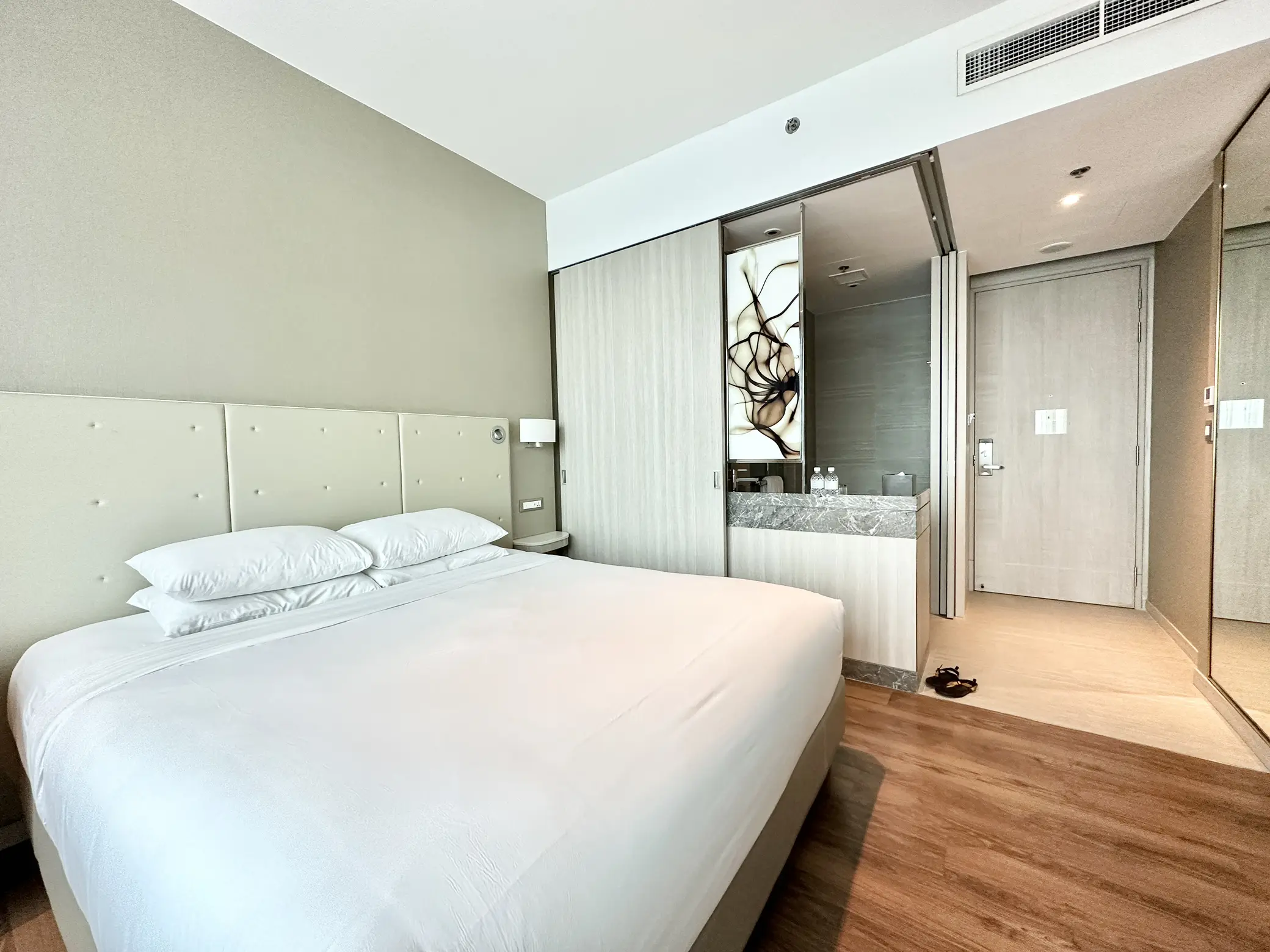 Staycation : Courtyard By Marriott | Gallery posted by Elise | Lemon8