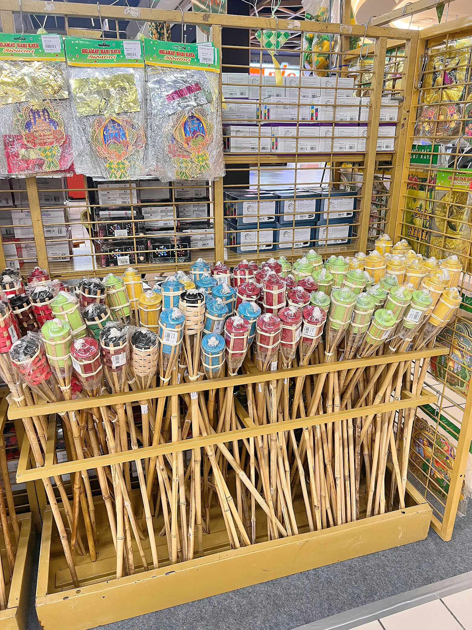 Spruce Up Your Home for Raya with Aeon Big Deco 💚 | Galeri disiarkan ...