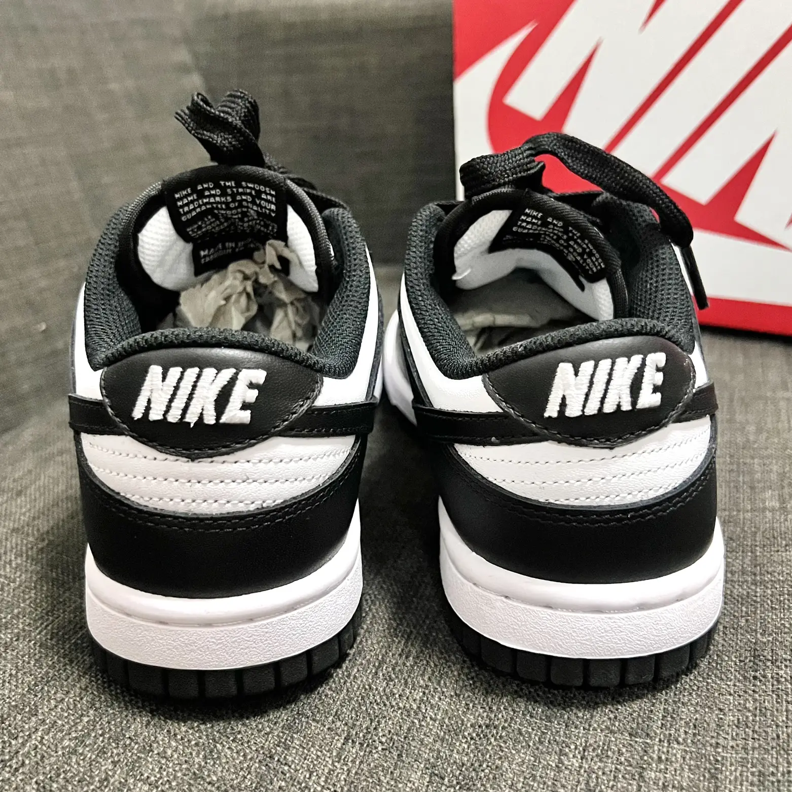 แวะมาเห่อรองเท้าสุดฮิต น้อง Panda Nike Dunk Low | แกลเลอรีที่โพสต์โดย ...