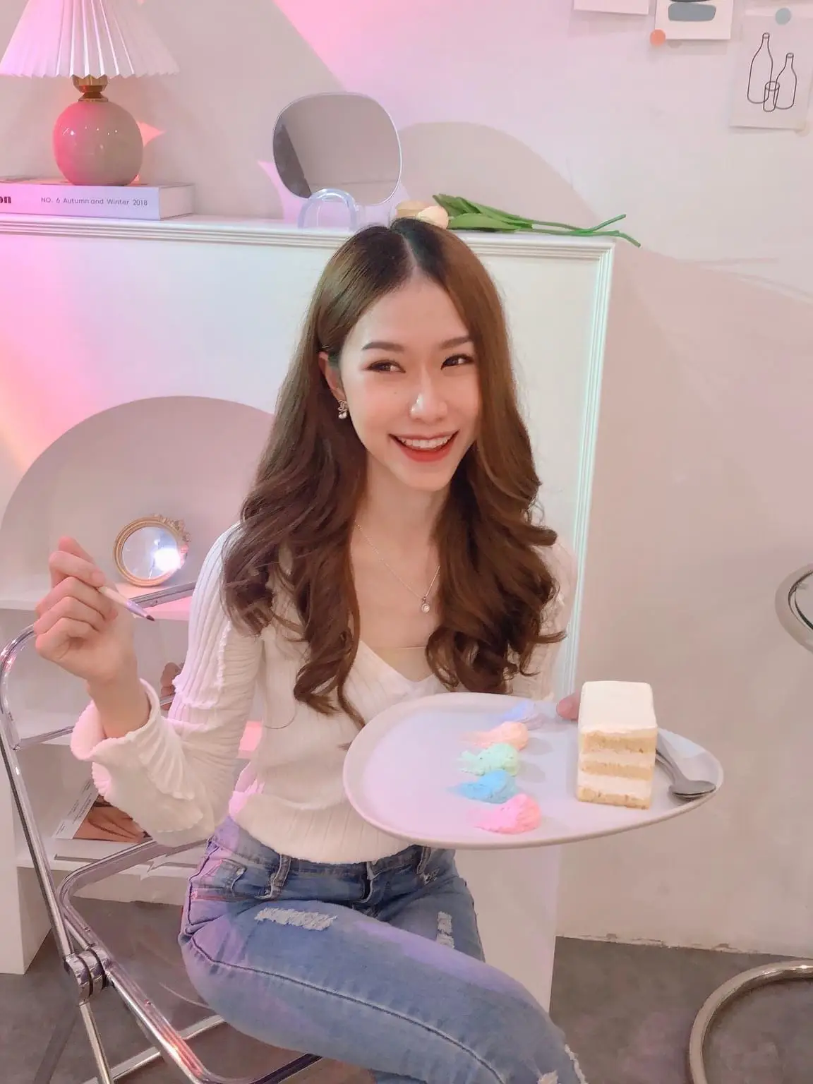 คาเฟ่ canvas cake แบบเกาหลีเกาใจ💕 | แกลเลอรีที่โพสต์โดย Packardkaew | Lemon8