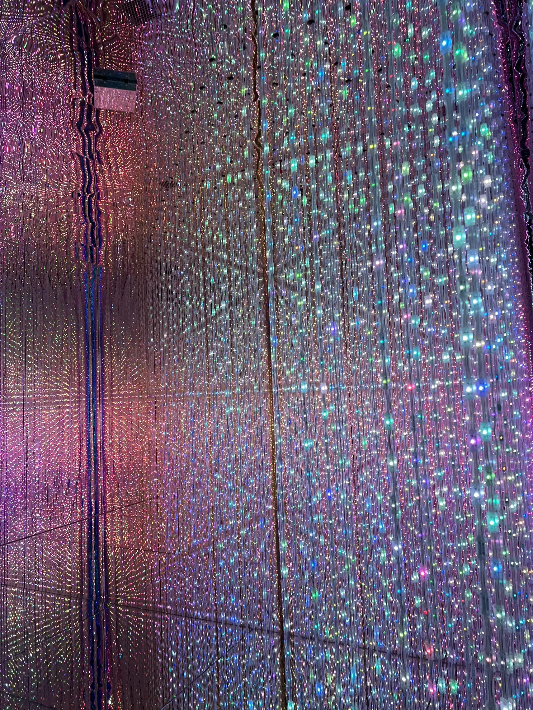 Teamlab borderless📍Shanghai เที่ยวจีนแบบคูลๆ | แกลเลอรีที่โพสต์โดย Kiki | Lemon8