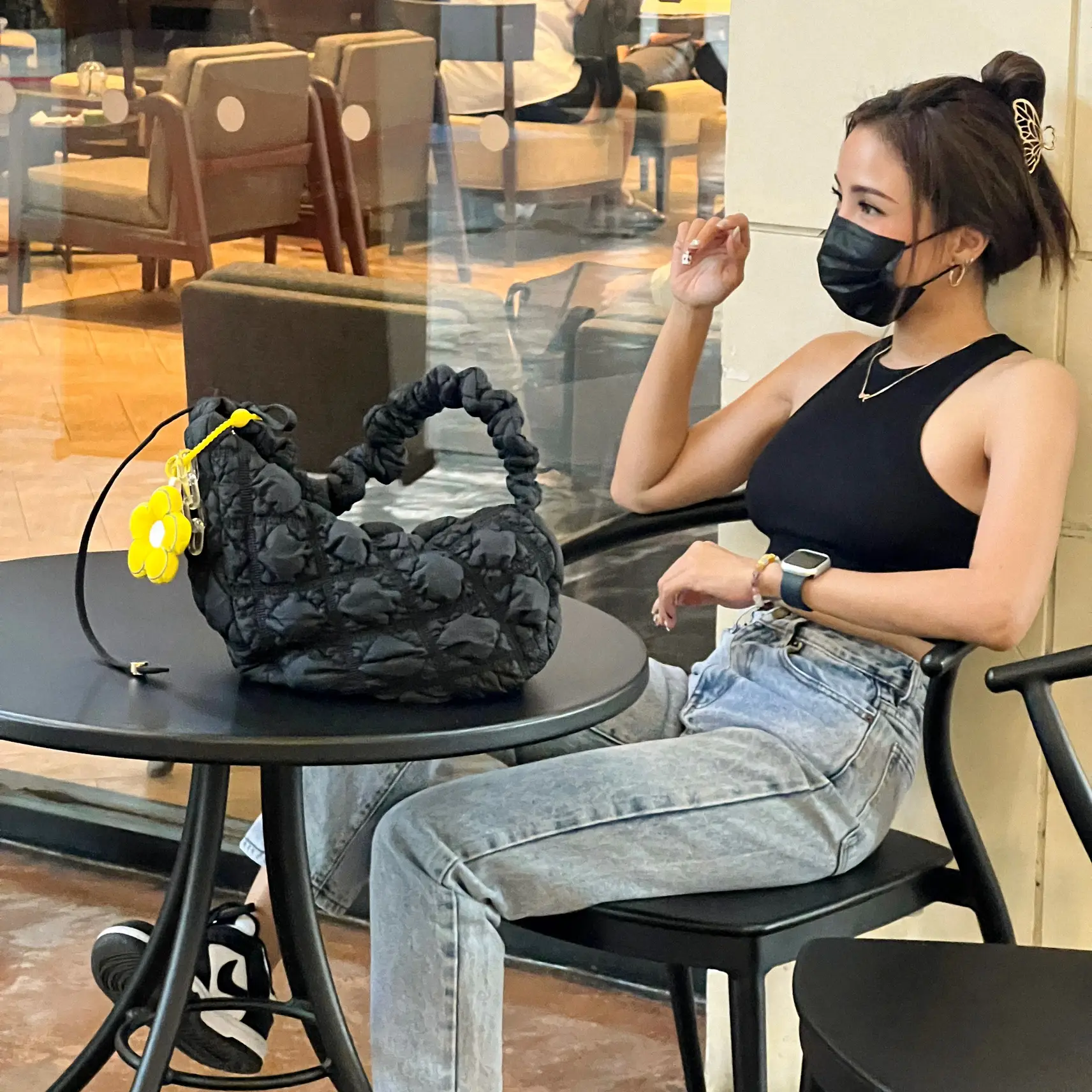 รีวิว caryn bag (cozy black) หลังใช้มาซักพัก | แกลเลอรีที่โพสต์โดย iloveaday | Lemon8