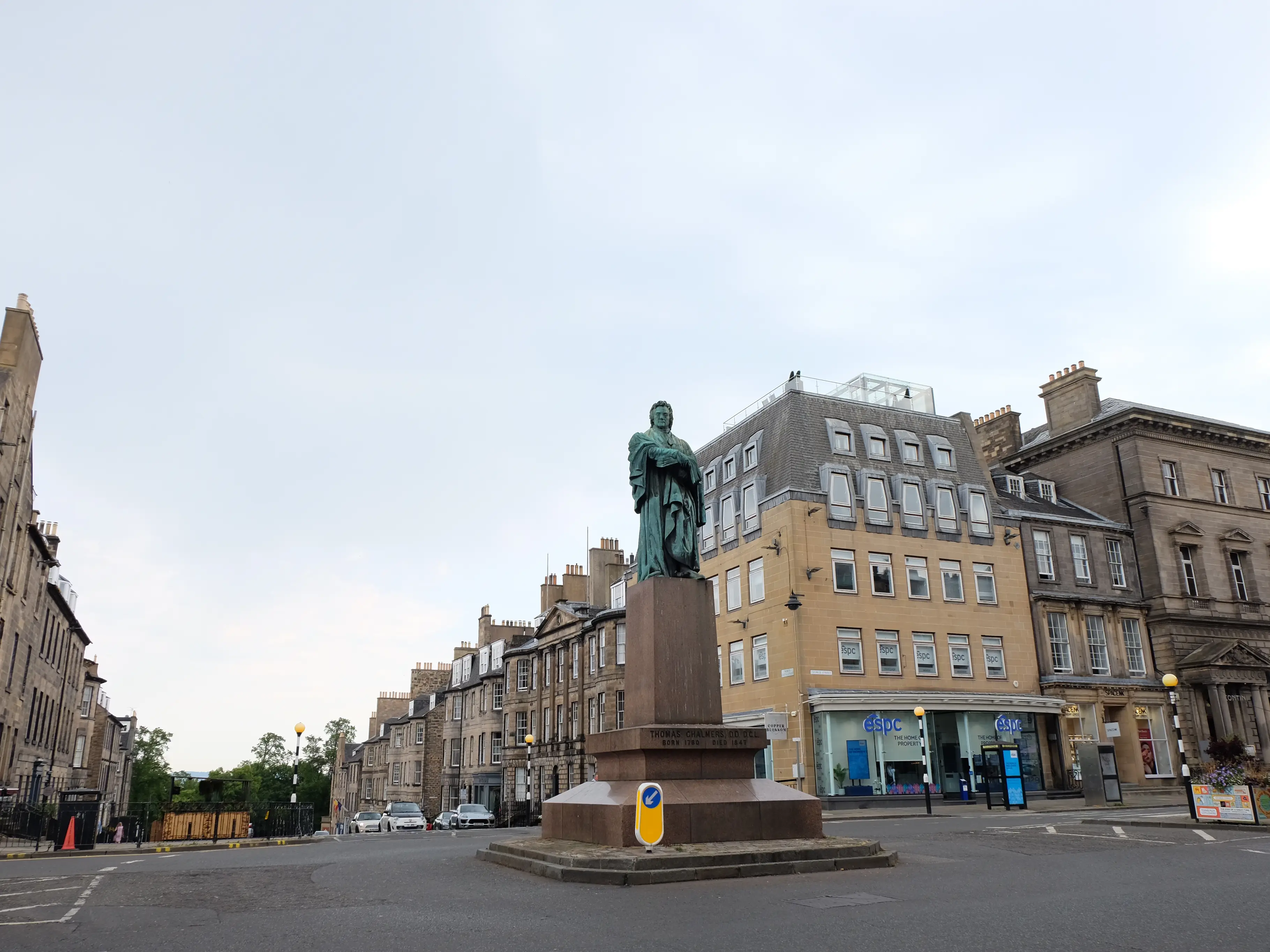 พาไปเที่ยวต้นกำเนิดโรงเรียน Hogwarts ค่า | แกลเลอรีที่โพสต์โดย bbasmon | Lemon8