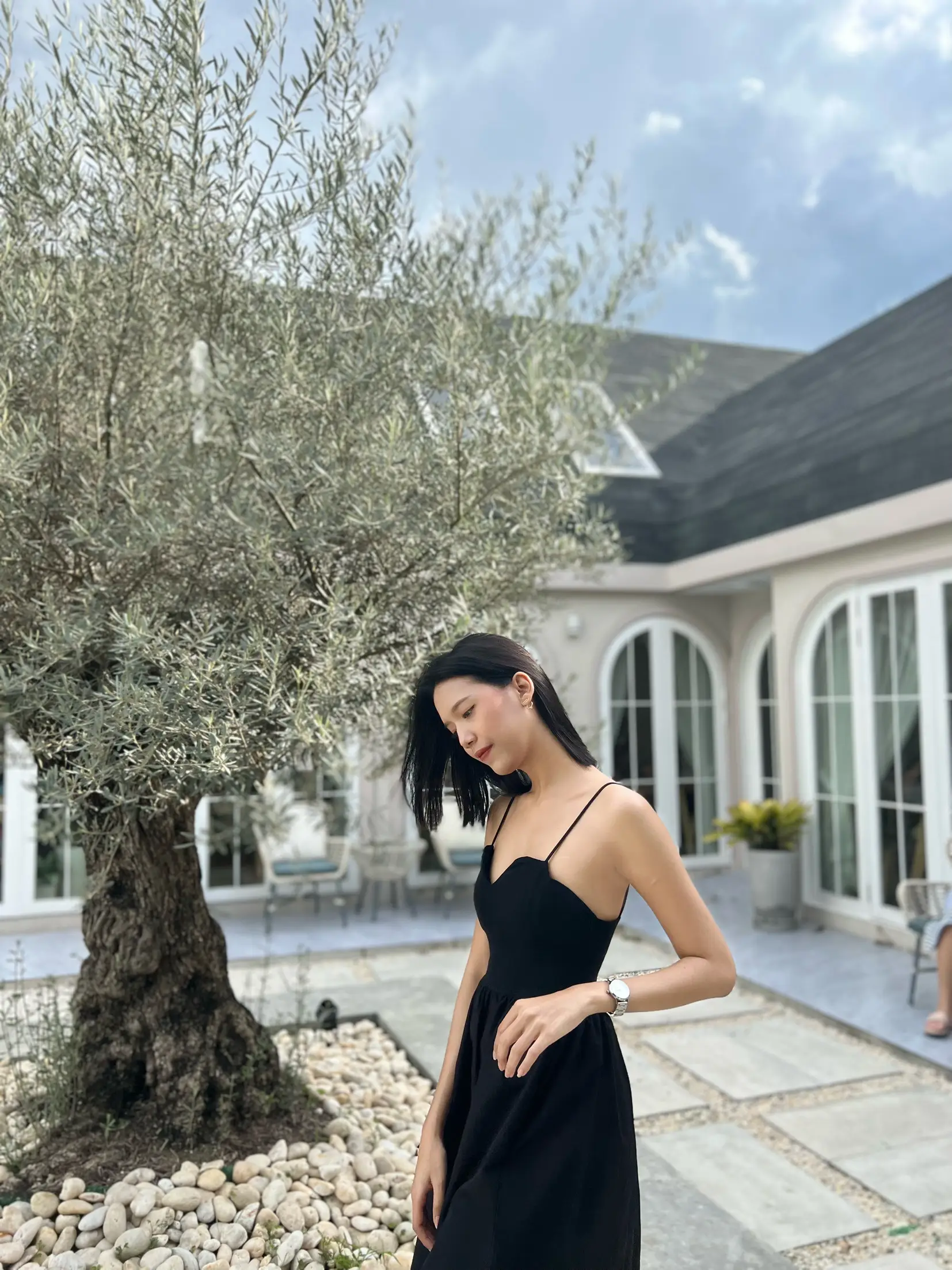 Olivia cafe คาเฟ่มินิมอลอบอุ่นสไตล์ยุโรป | แกลเลอรีที่โพสต์โดย Pattanan R. | Lemon8