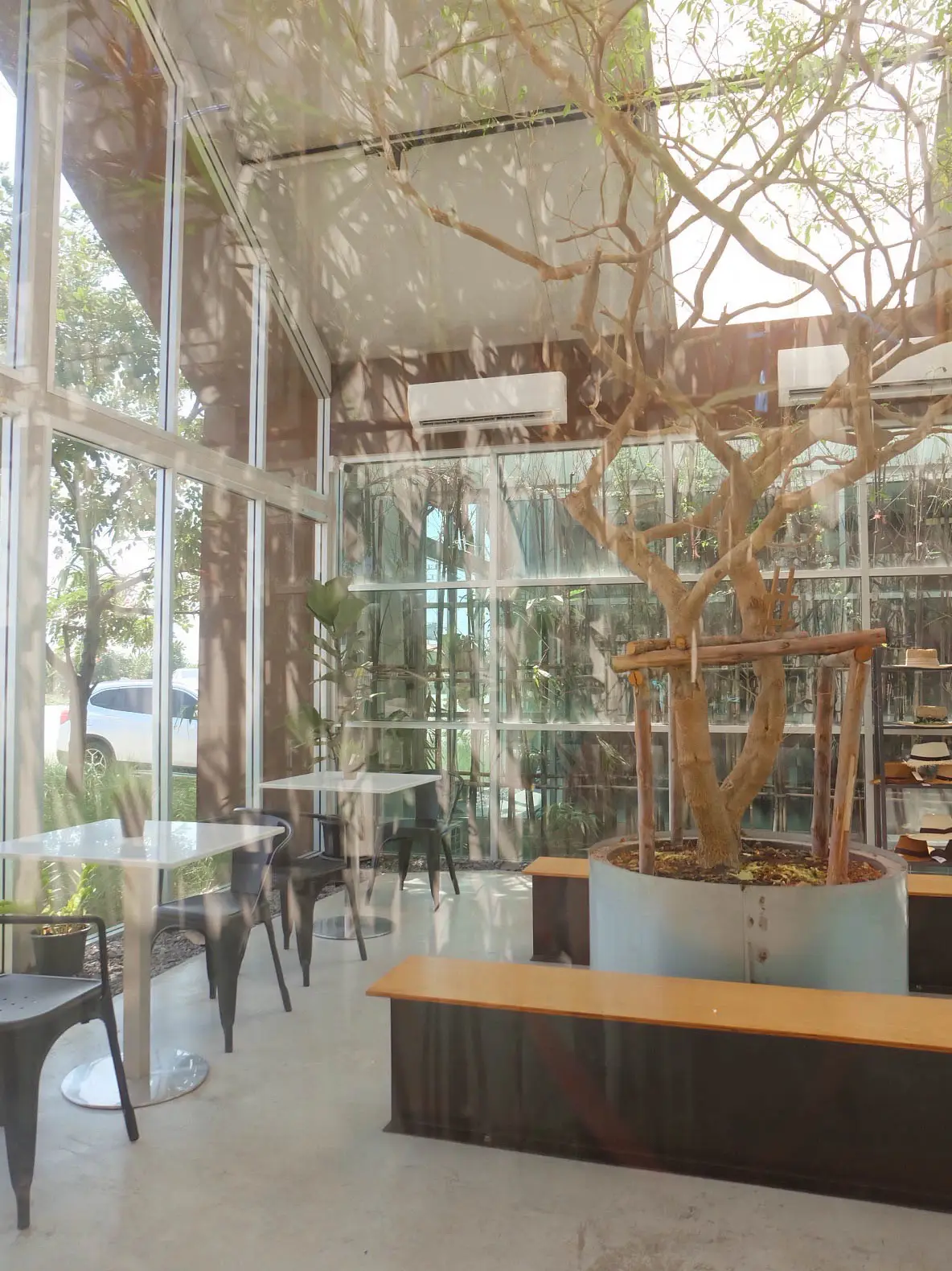 คาเฟ่ croffle studio by Moo Yoo 🥐อยู่หน้า Dubua Cafe📸 | แกลเลอรีที่ ...