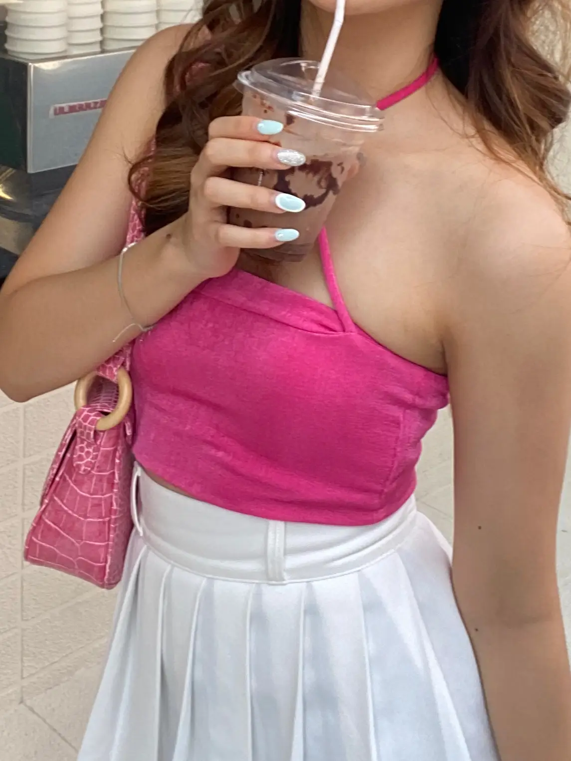 พิกัดเสื้อสวยๆ | แกลเลอรีที่โพสต์โดย Niji Voranan | Lemon8