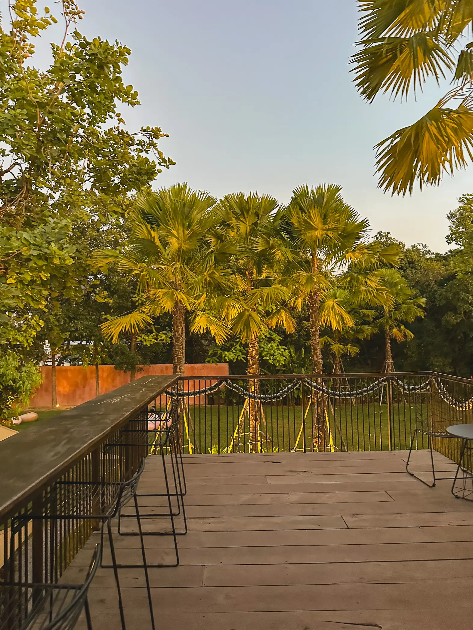 Yang : คาเฟ่โคราช ริมอ่างห้วยยาง | แกลเลอรีที่โพสต์โดย nantiger | Lemon8