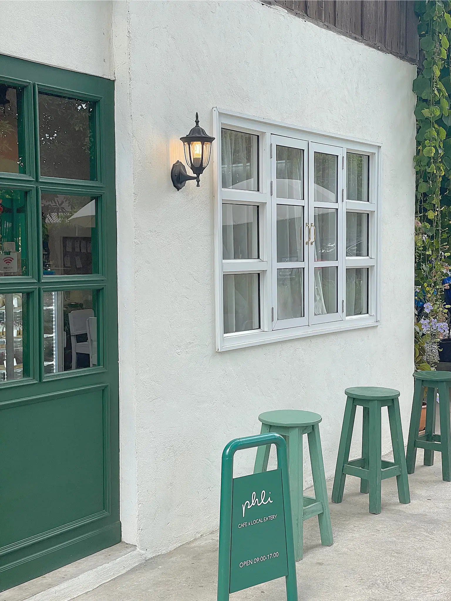 ผลิ | Phli : Cafe x Khao Soi คาเฟ่ฟีลเกาหลีสุดๆ 💖 | แกลเลอรีที่โพสต์โดย ...