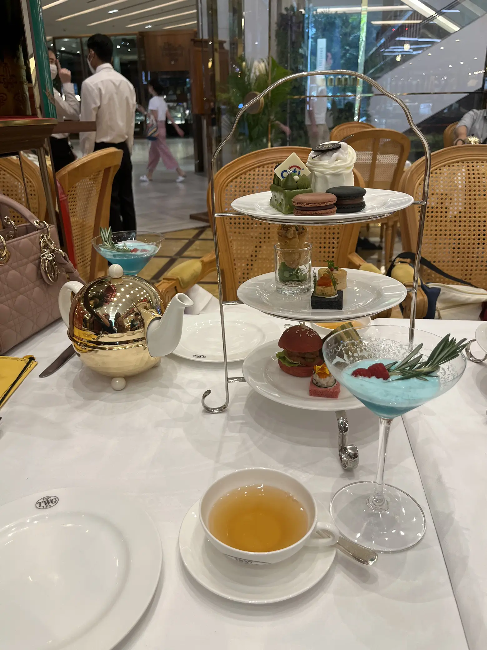 Afternoon high tea TWG paragon ฟรีจากบัตรเครดิต | แกลเลอรีที่โพสต์โดย ...