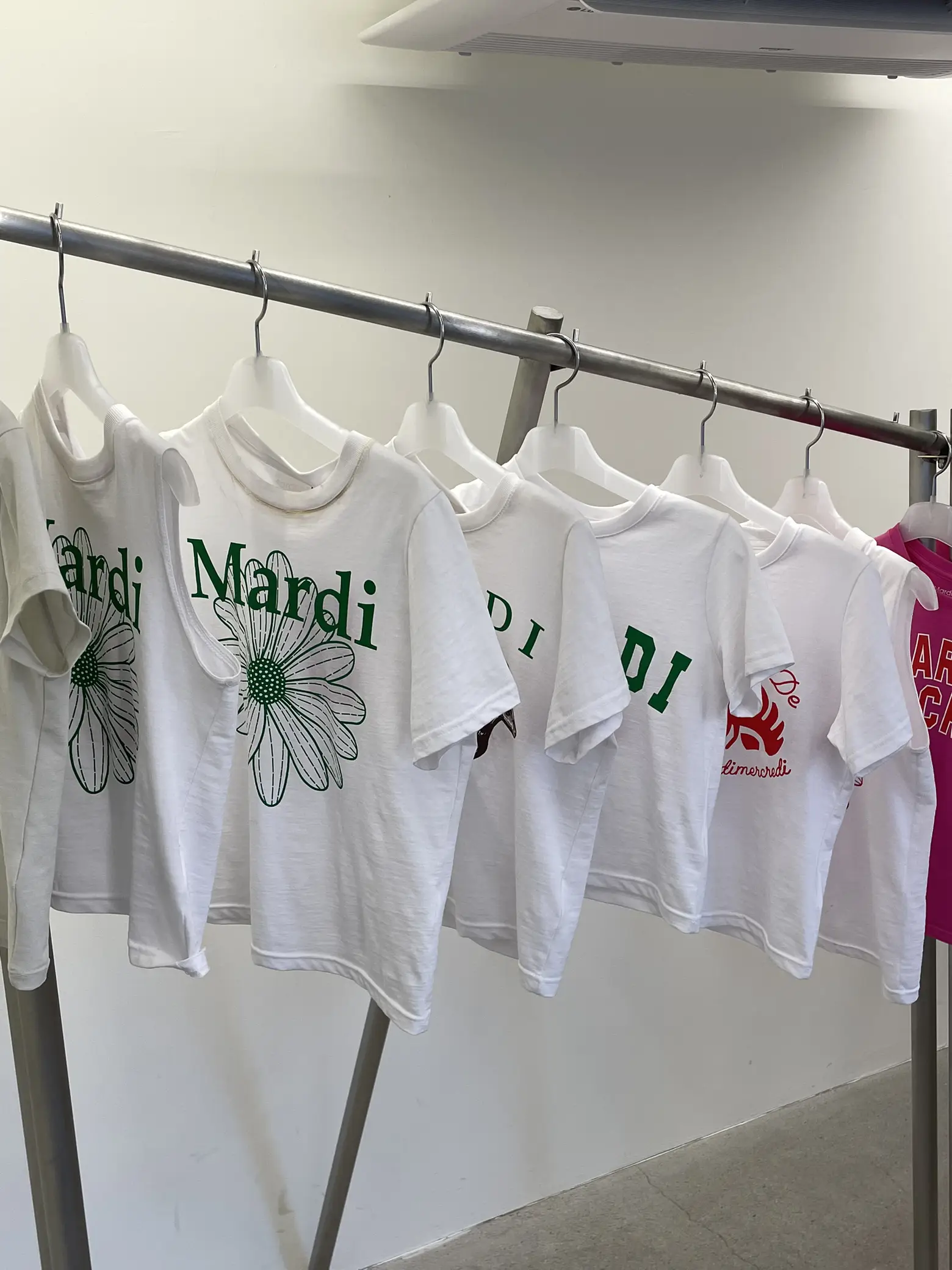 Mardi แบรนด์เสื้อผ้าเกาหลีที่สาวๆคลั่งมากกกกก 🇰🇷💖 | แกลเลอรีที่โพสต์โดย ...