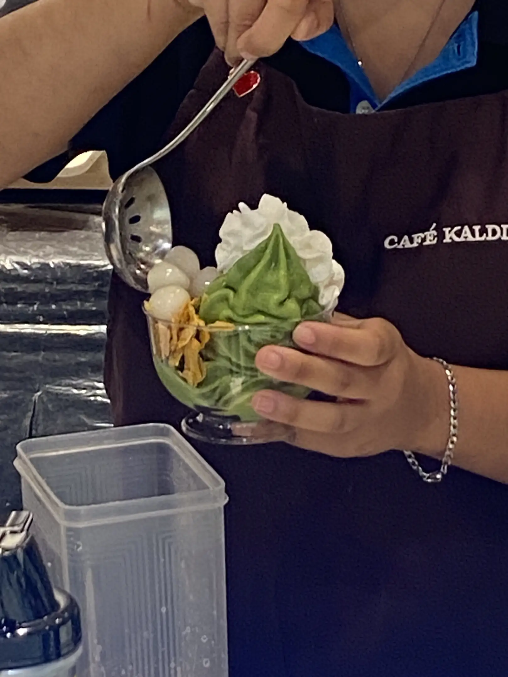 CAFE KALDI matcha soft serve สายเลิฟชาเขียวห้ามพลาด | แกลเลอรีที่โพสต์โดย Aiiayaa | Lemon8