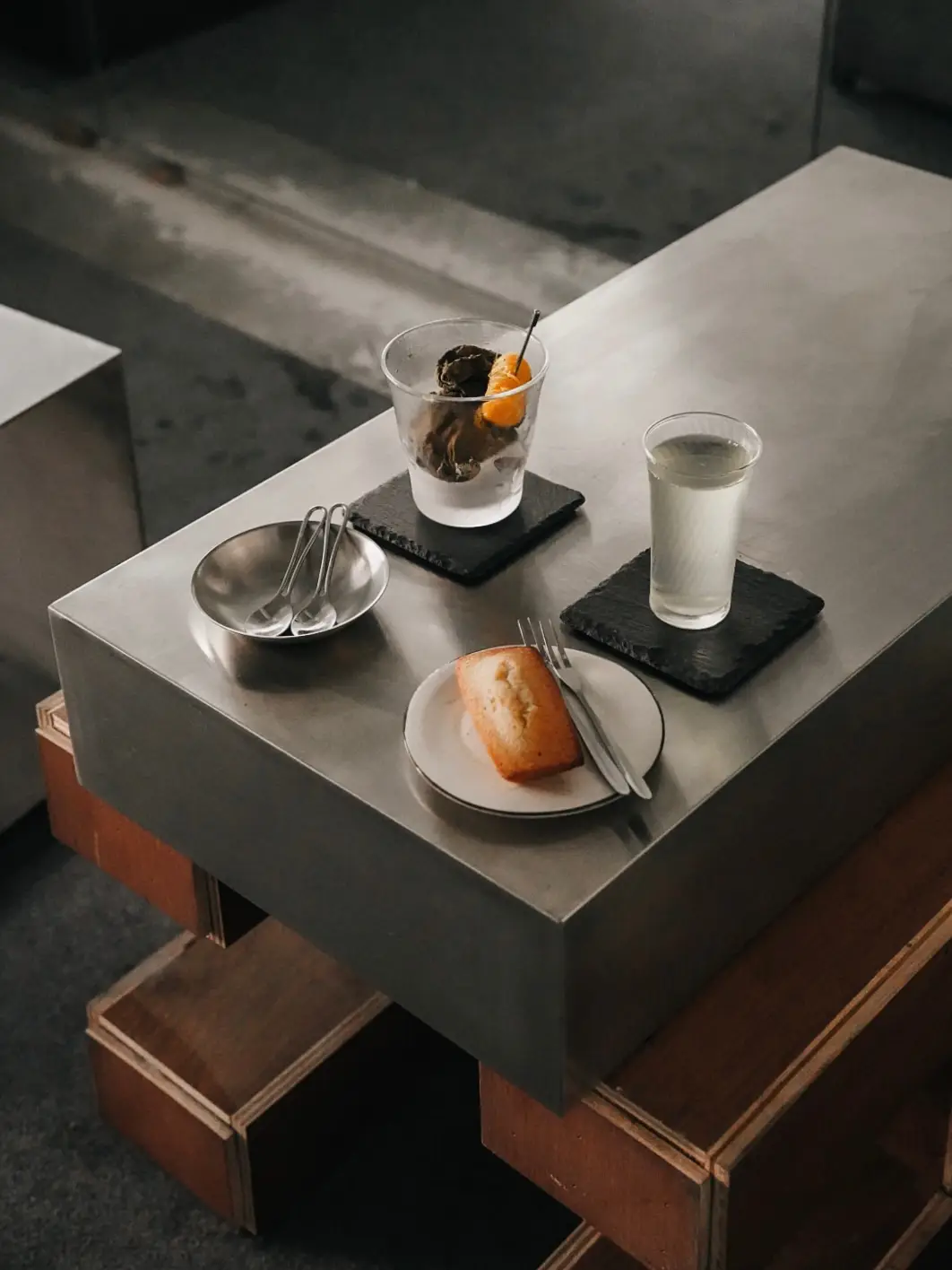 Void.bkk• คาเฟ่และบาร์ลับ ย่านเจริญกรุง | แกลเลอรีที่โพสต์โดย ฟ้าพาไป | Lemon8