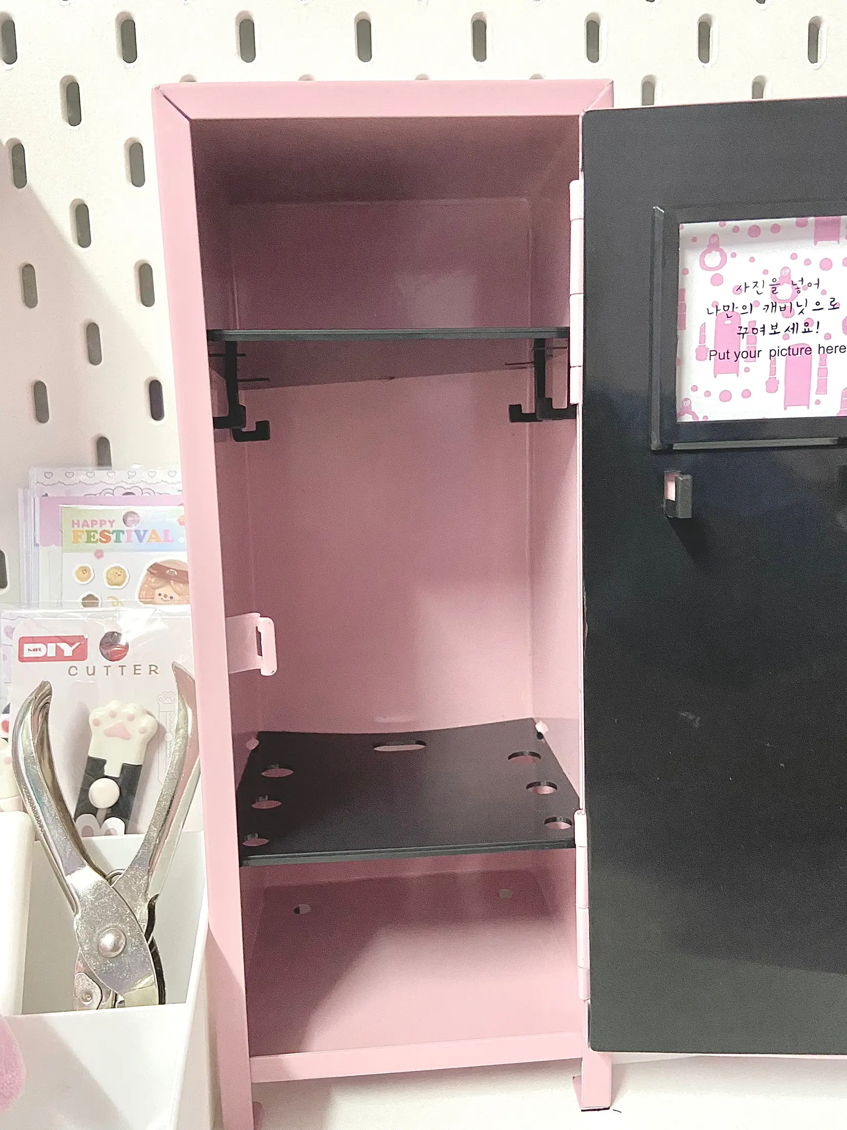 mini locker ที่มีเกือบทุกบ้าน | แกลเลอรีที่โพสต์โดย june | Lemon8