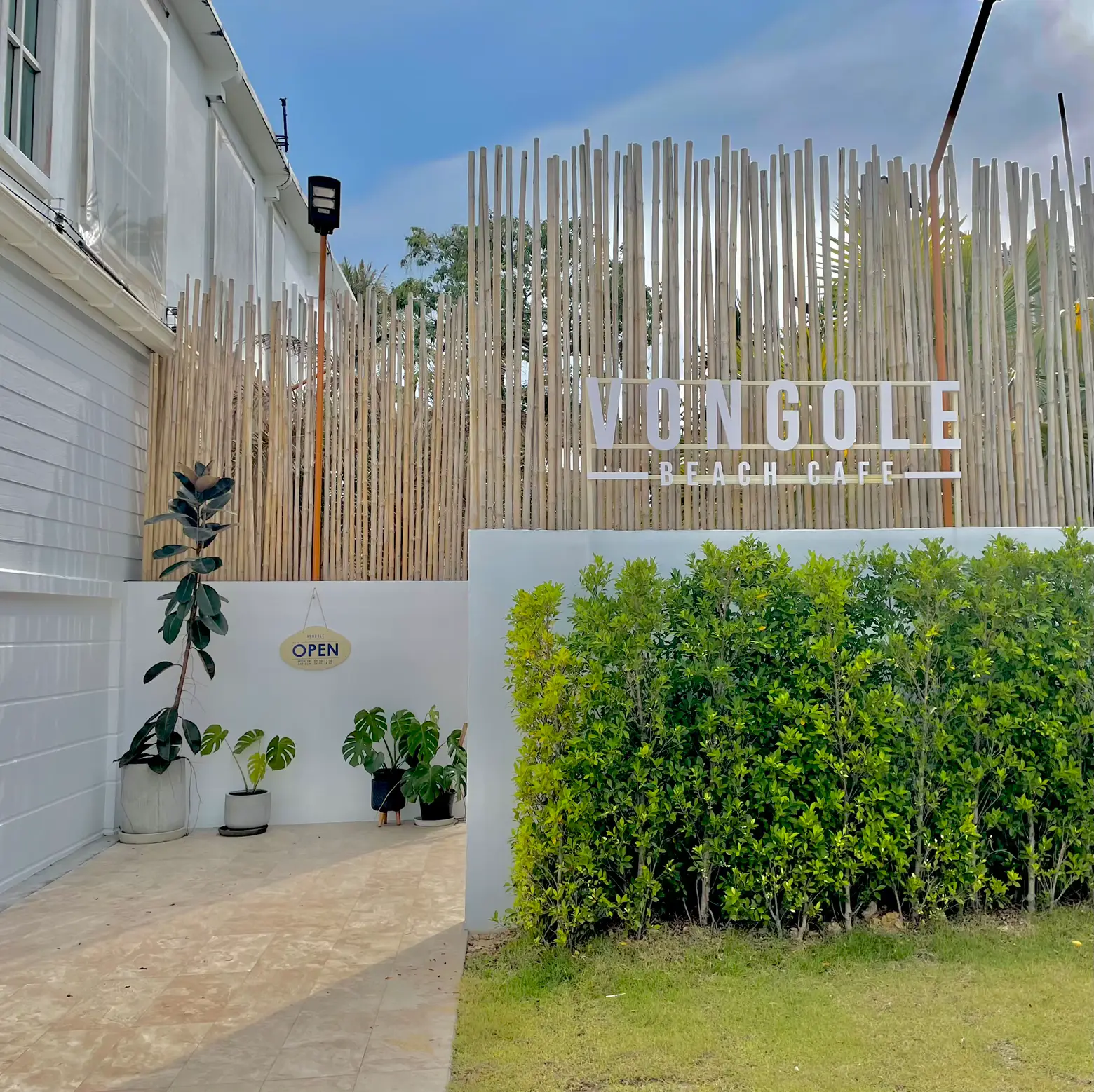 Vongole beach cafe., คาเฟ่ติดทะเล สวยเกินนนน~ | แกลเลอรีที่โพสต์โดย kwangzhou___u | Lemon8