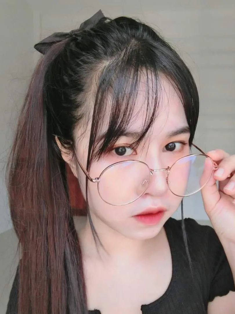 แว่นตาทรงหยดน้ำใส่แล้วหน้าเรียวขึ้น 200% | แกลเลอรีที่โพสต์โดย LADY ...