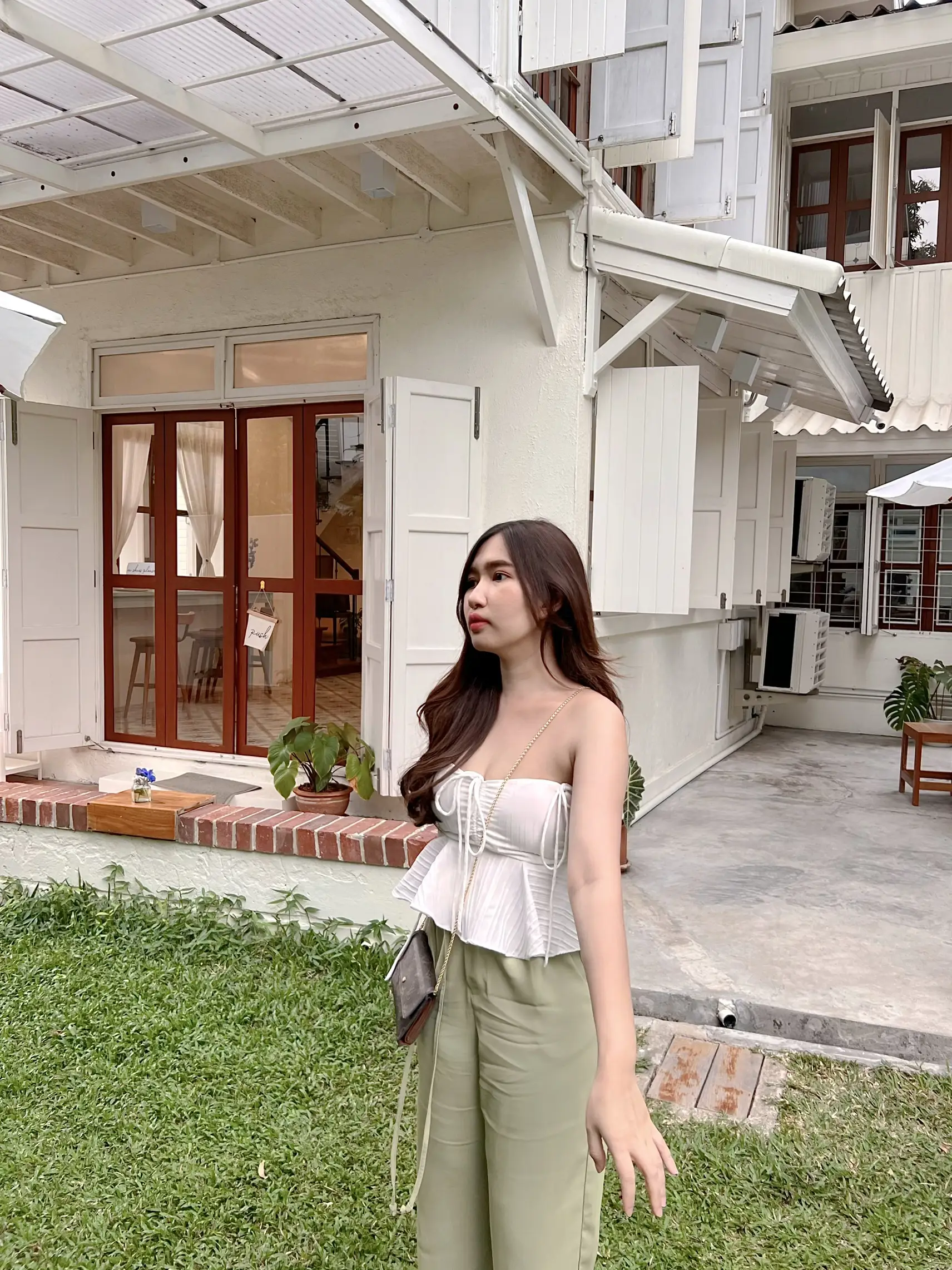 EP.1 narisa cafe & creative space #คาเฟ่ติดBTS | แกลเลอรีที่โพสต์โดย BB ...