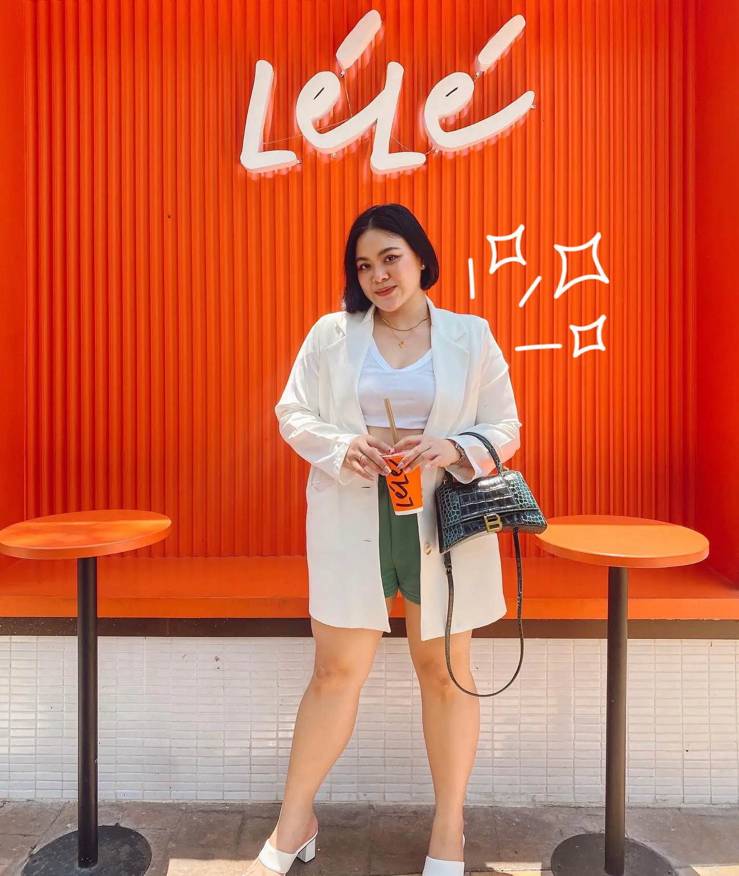 Blazer🧥 กับ Track Shorts 🩳 แมทช์กันได้หรอแม่~~ | แกลเลอรีที่โพสต์โดย meeneem | Lemon8