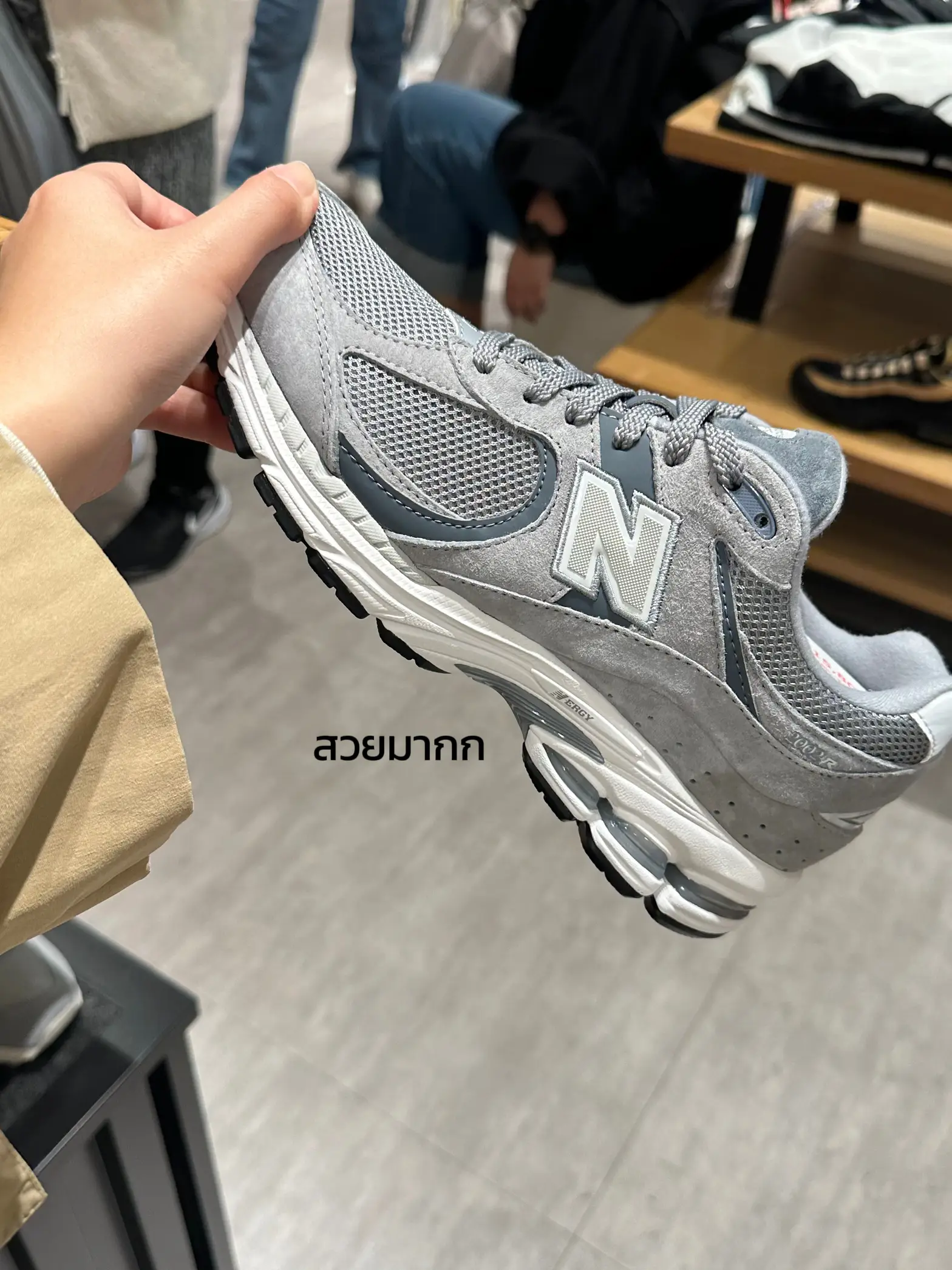 〰️ NEW BALANCE 🖇️ 2002R 👟 | แกลเลอรีที่โพสต์โดย i_____ink | Lemon8