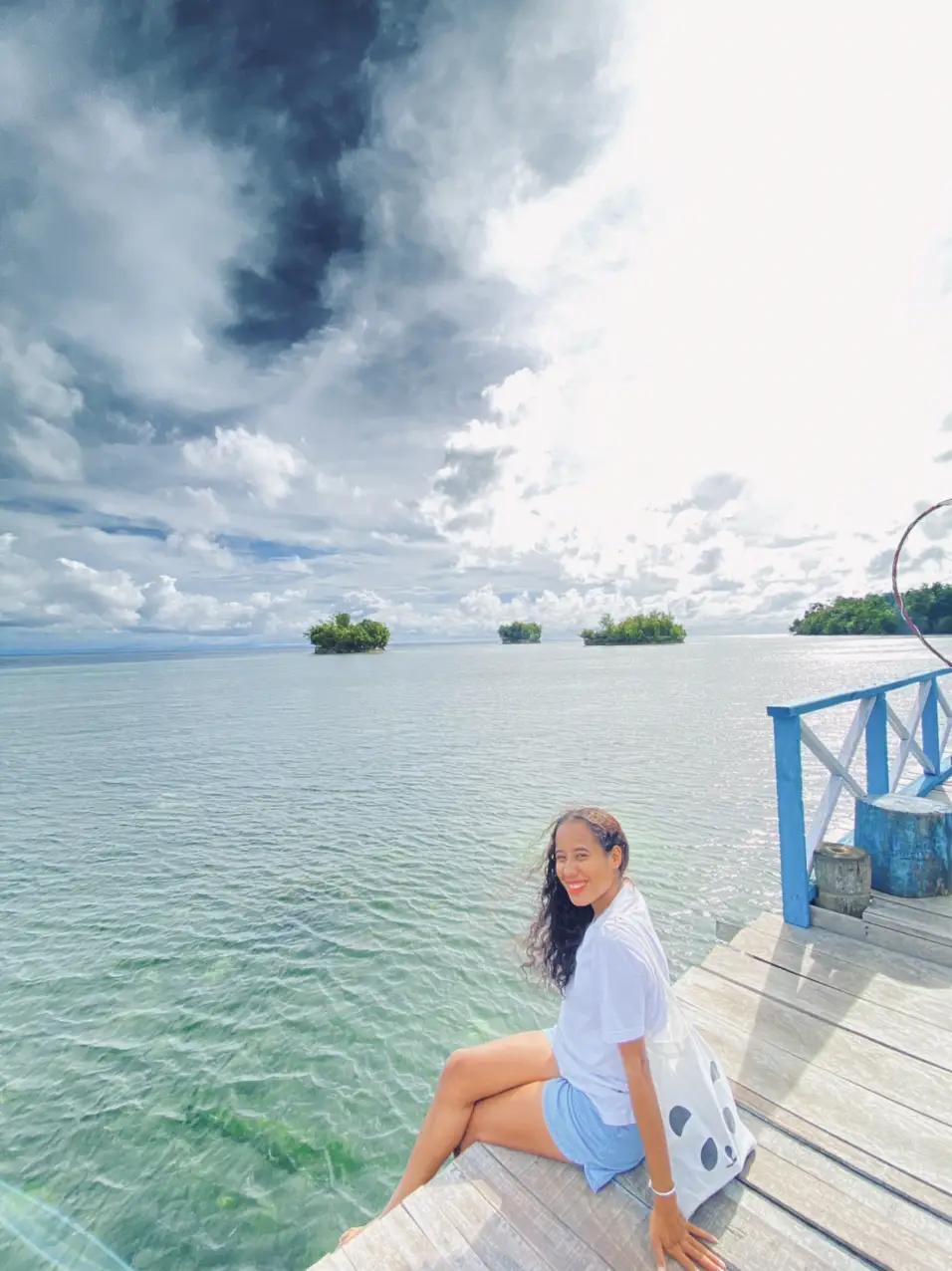 📍Pantai Raja 3 Adoki, Biak, Papua | Galeri diposting oleh Marsela Kim ...