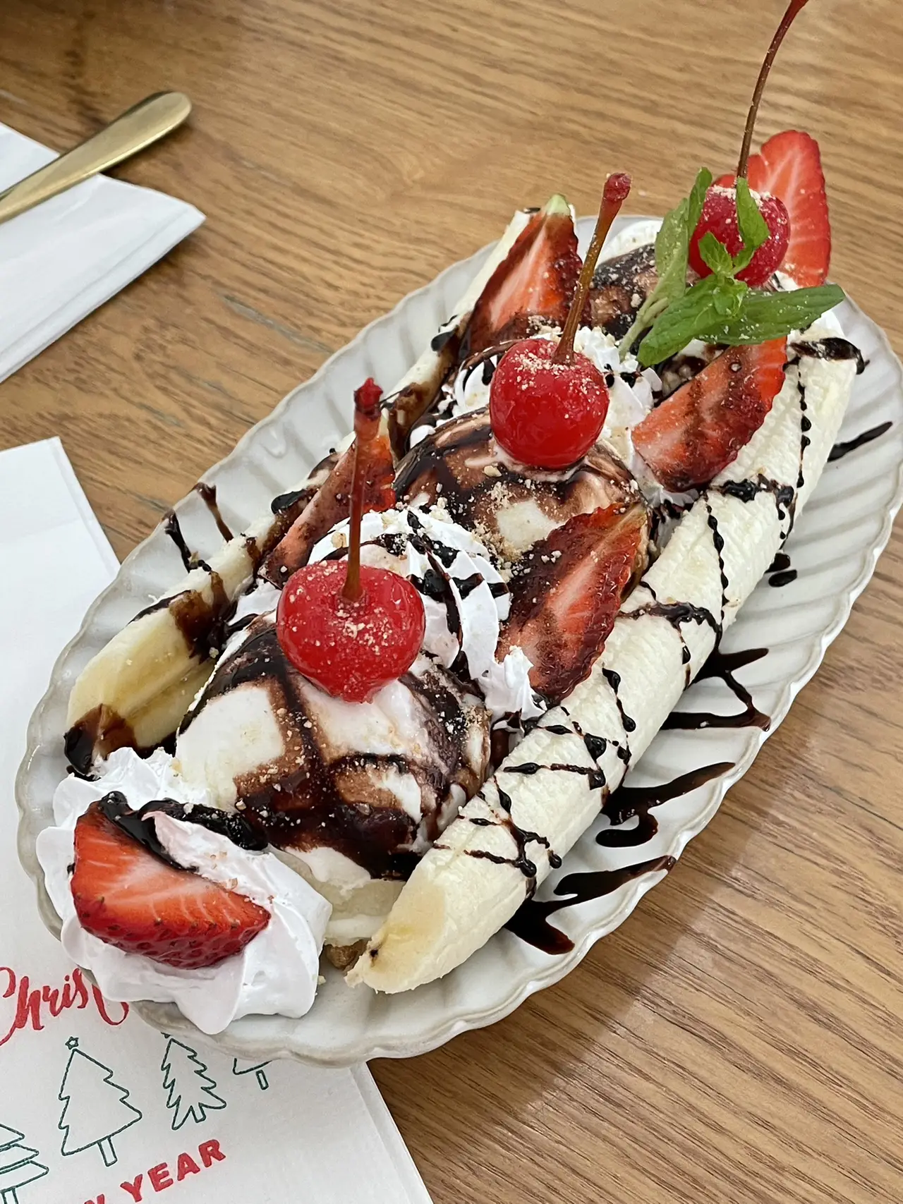 Banana split boat with ice cream 🍦 | Galeri disiarkan oleh Sleepybear ...