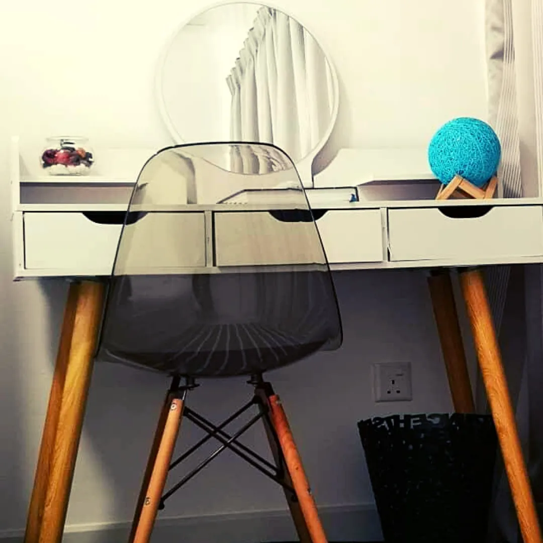 Table for room 😘 | Galeri disiarkan oleh The Sarang | Lemon8