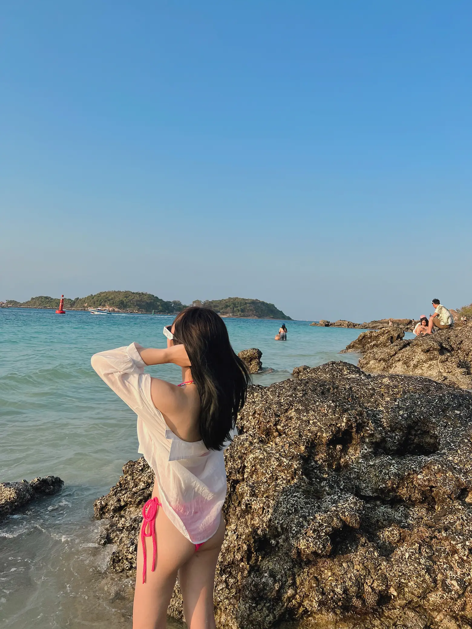 ร้อนนี้ ชุดว่ายน้ำต้องมาแล้วววว ☀️🏝️ | แกลเลอรีที่โพสต์โดย Natt_Cha | Lemon8