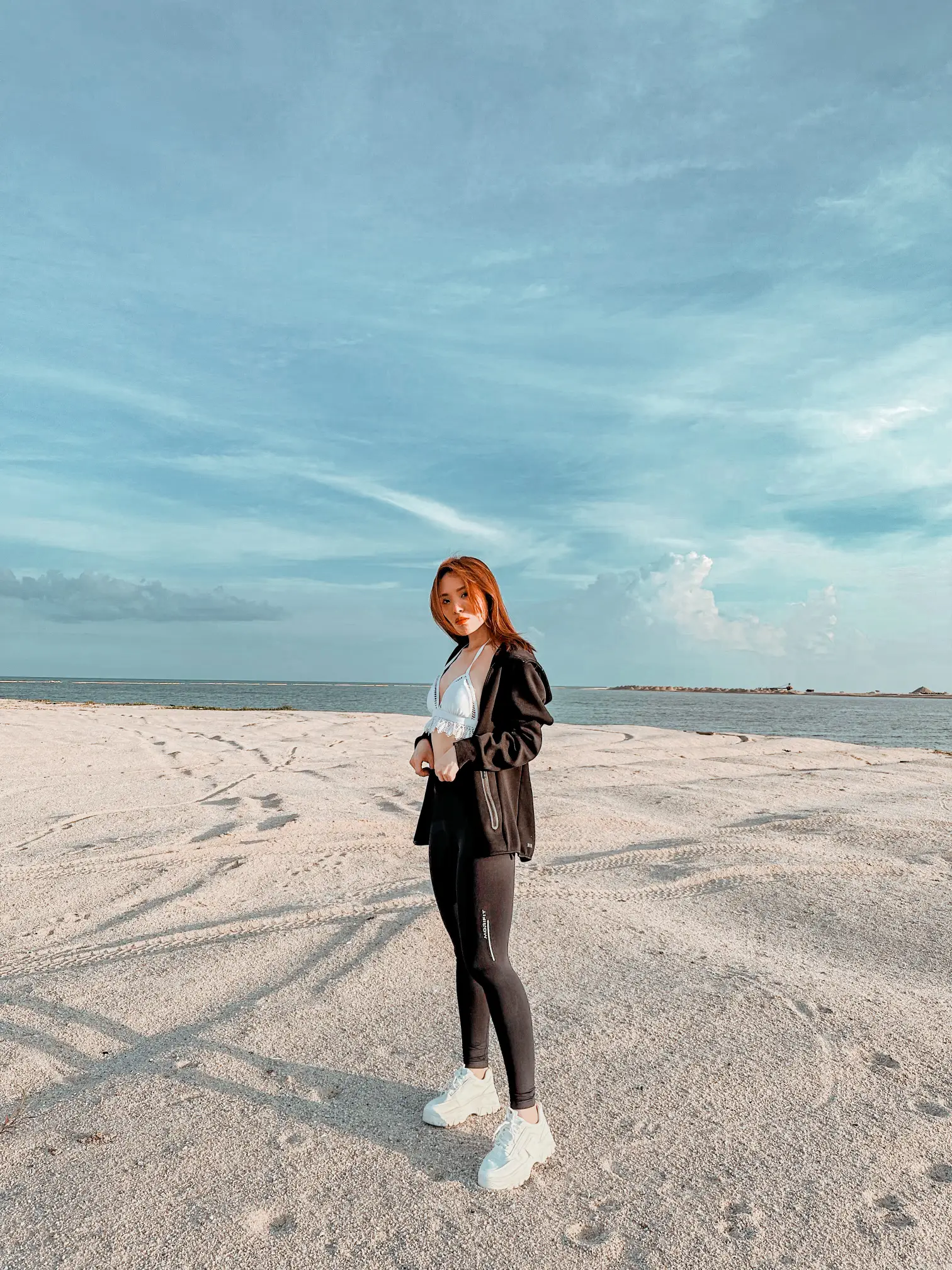 Which filter nicer for beach side ? | Galeri disiarkan oleh Clarice Tai | Lemon8