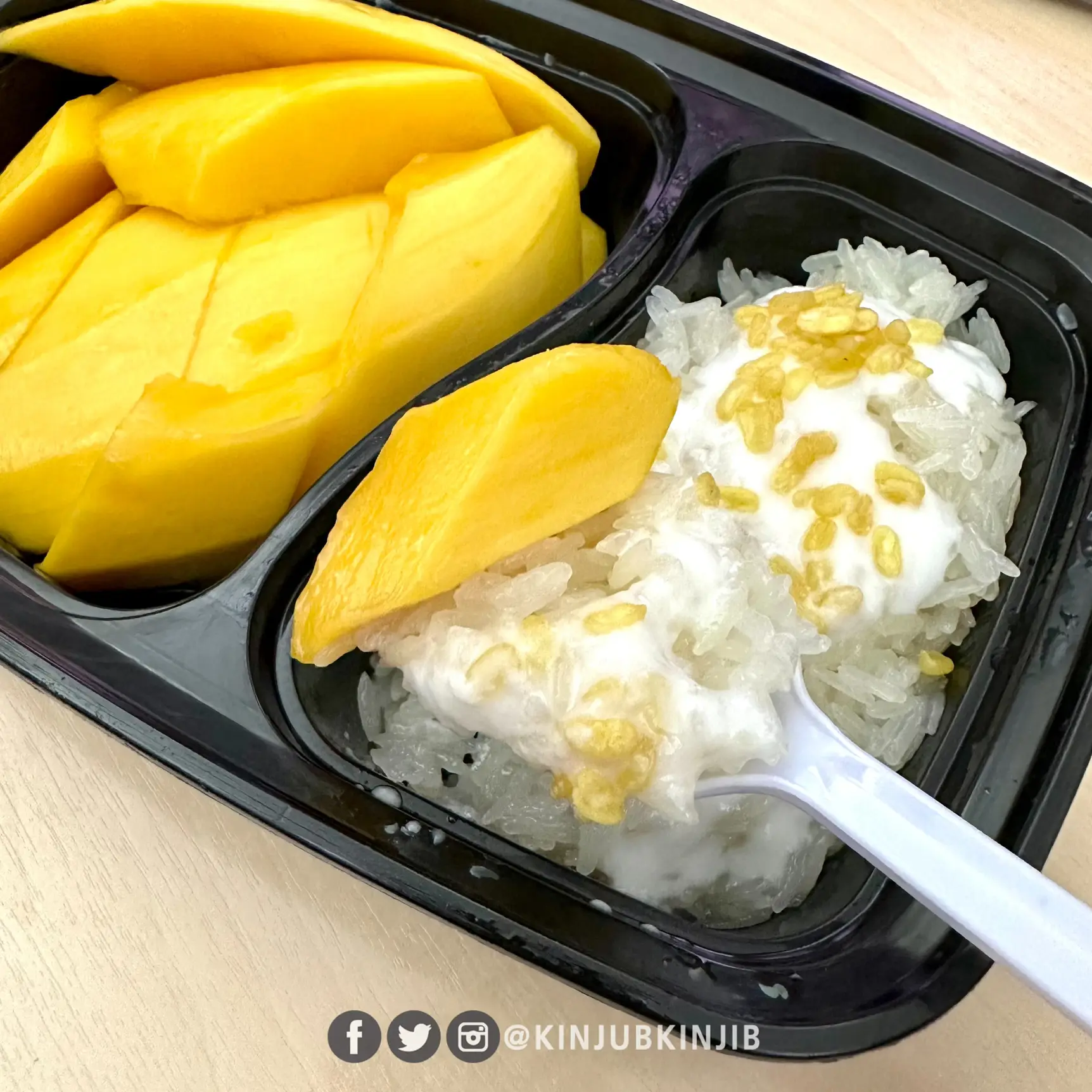 The best of the mango glutinous rice industry. | Gallery posted by kinjubkinjib | Lemon8