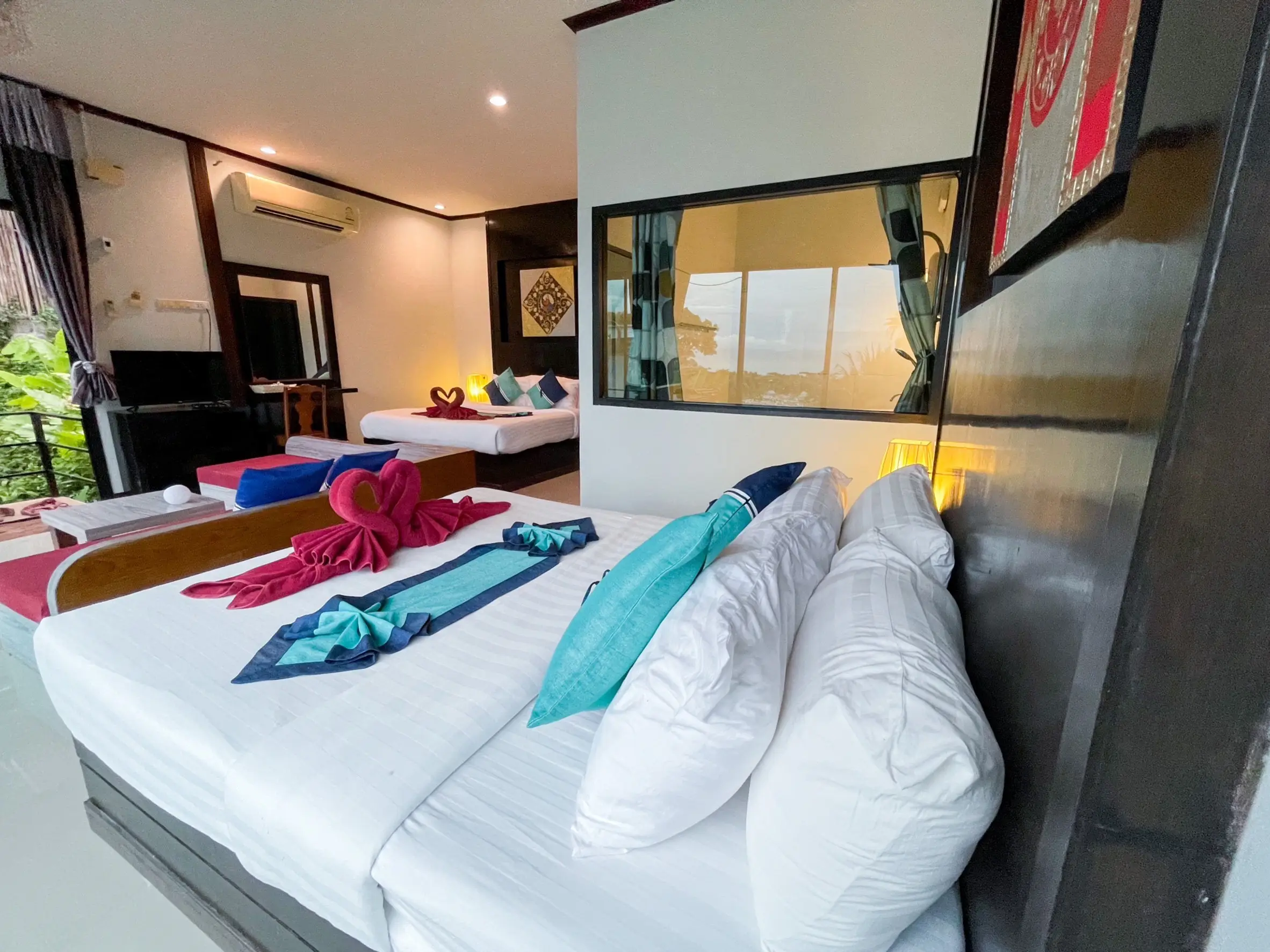 รีวิวที่พักบนเกาะหลีเป๊ะ 🐬🌊 | แกลเลอรีที่โพสต์โดย SUDARAK.KDM | Lemon8