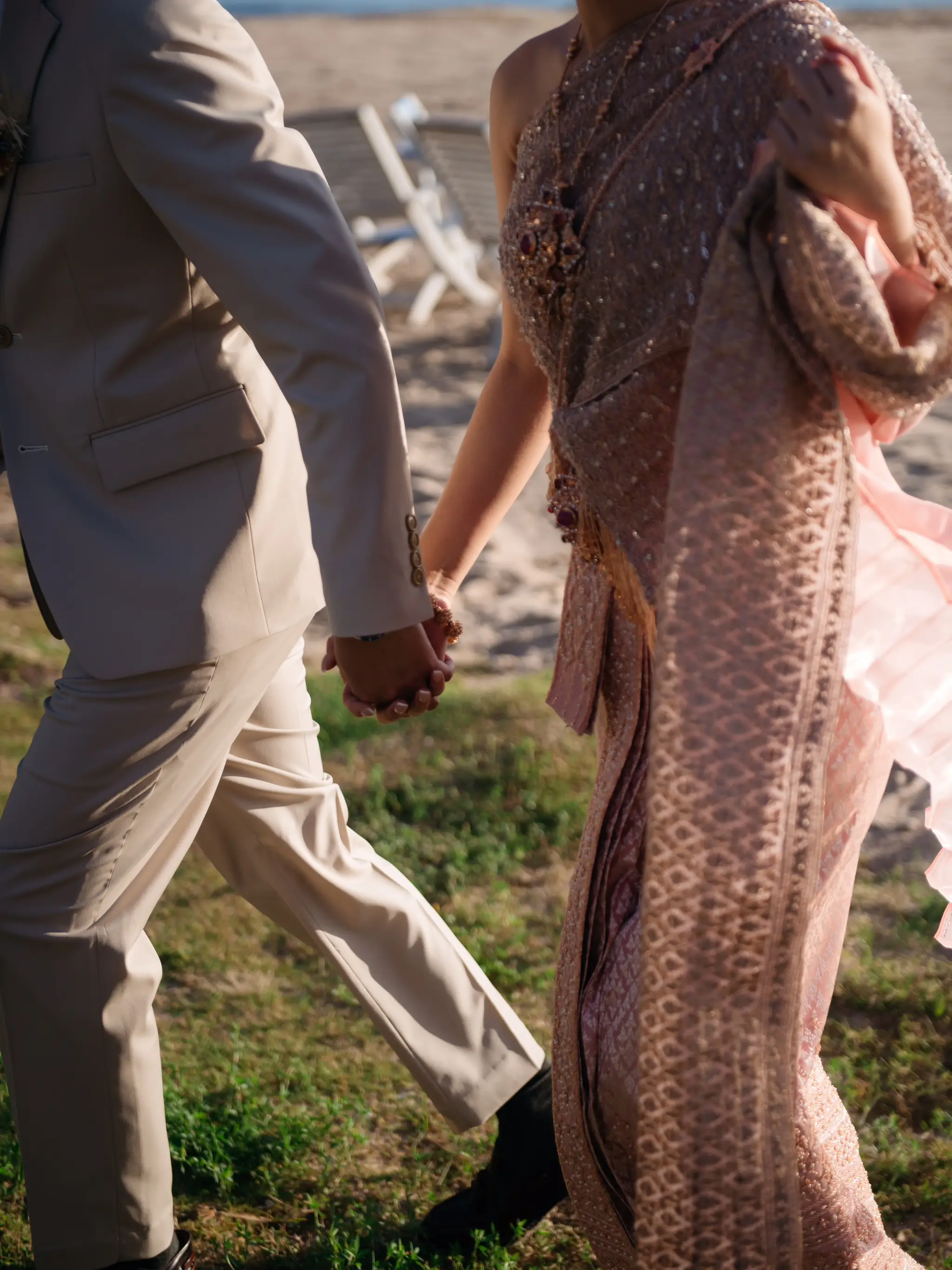 จัดงานแต่งริมทะเล ความฝันได้เป็นจริงแล้ว :) | แกลเลอรีที่โพสต์โดย lolyploy | Lemon8