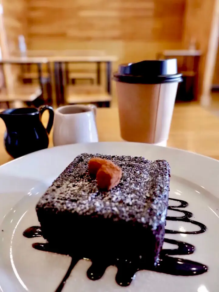 รีวิวคาเฟ่ Memorize Brownie Cafe เอาใจคนรักบราวนี่ช็อก | แกลเลอรีที่ ...