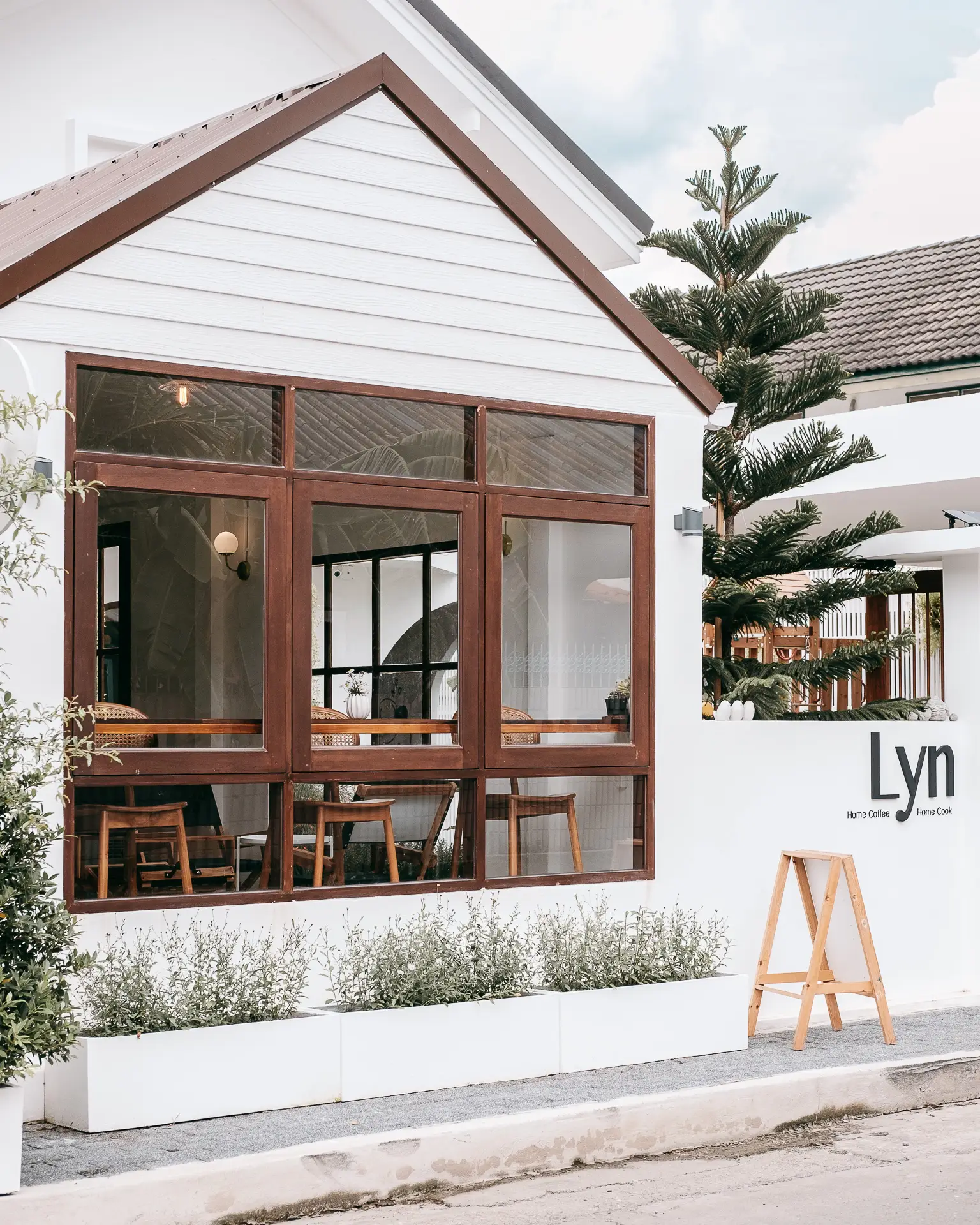 Lyn Home Coffee & Home Cook สโลว์บาร์โฮมคาเฟ่น่ารักอบอุ่น | แกลเลอรีที่ ...