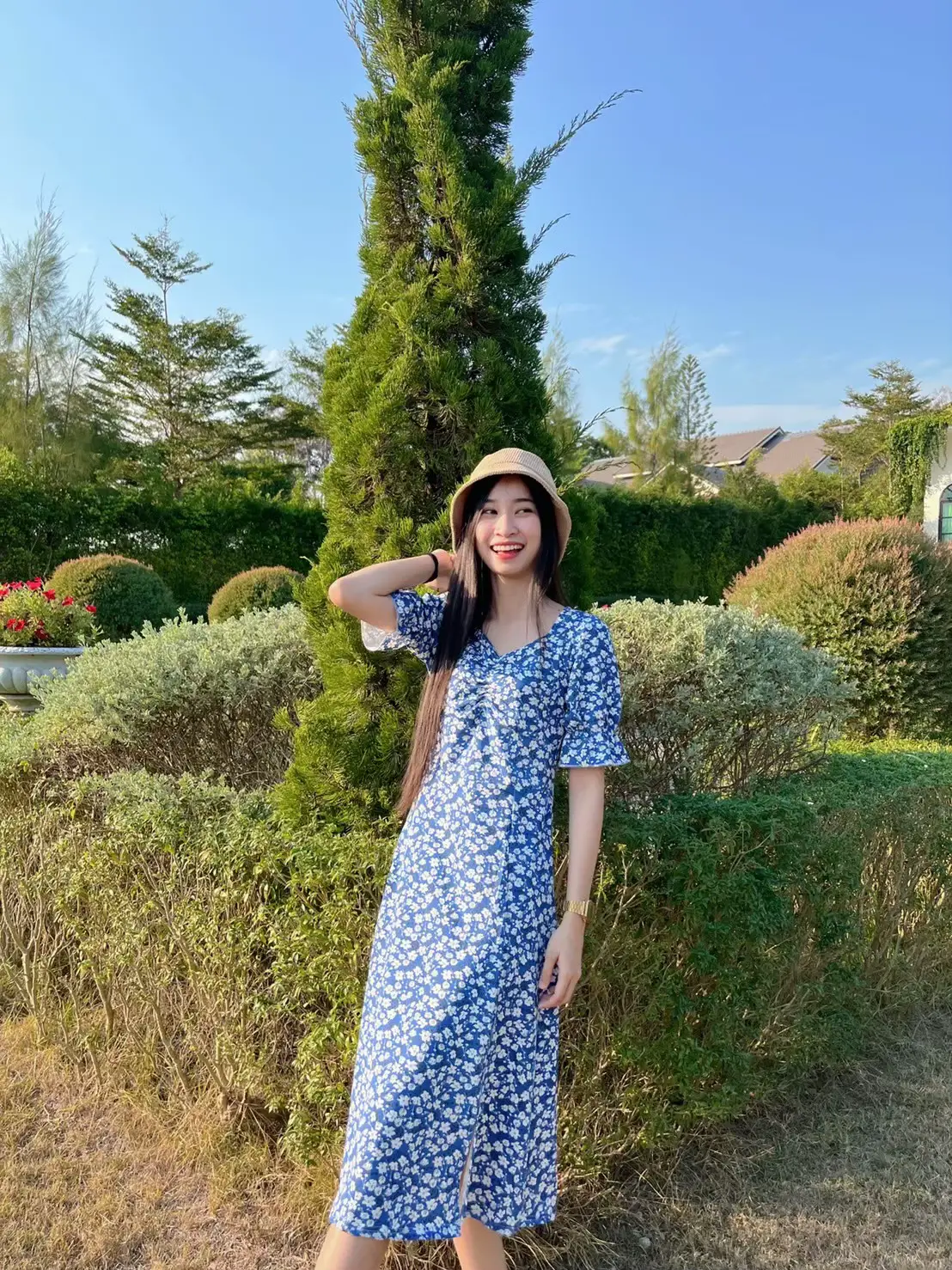 พิกัดชุดเดรสแบบโรเซ่💗💗 | แกลเลอรีที่โพสต์โดย KOR🦄 | Lemon8