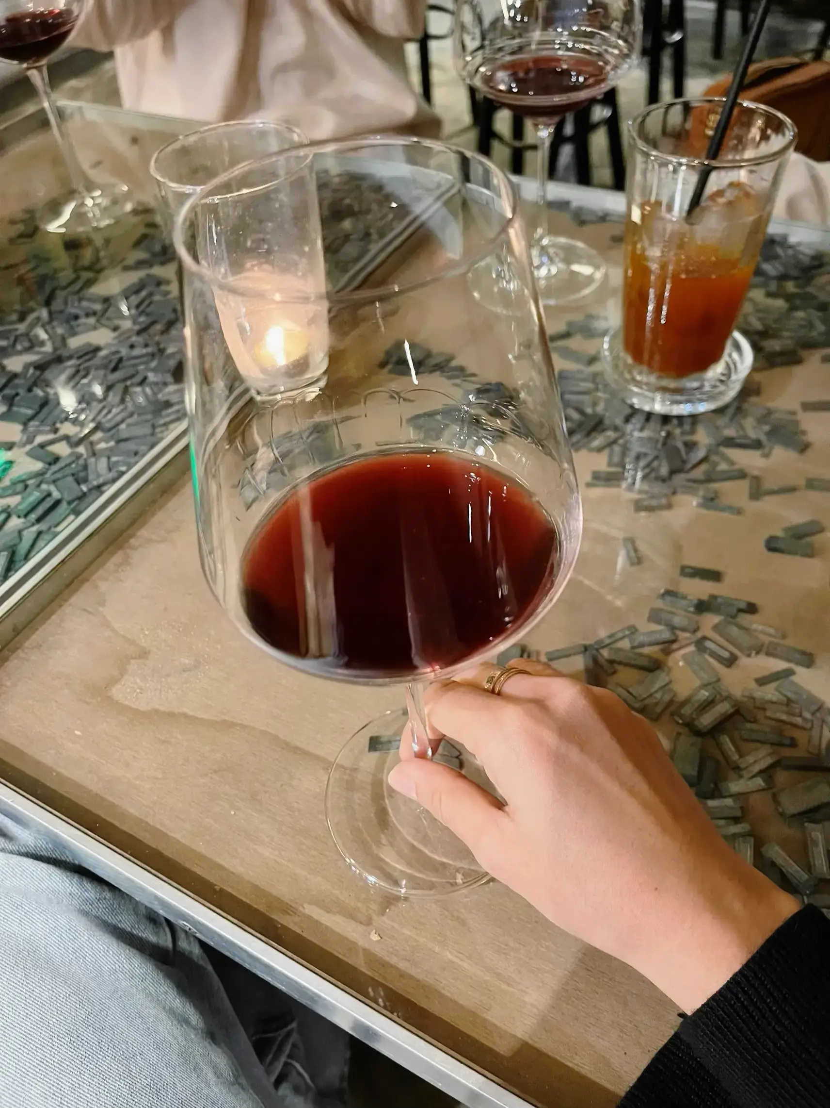Wine Bar เปิดใหม่ภูเก็ต 🍷 ️ แกลเลอรีที่โพสต์โดย Pondrudy Lemon8