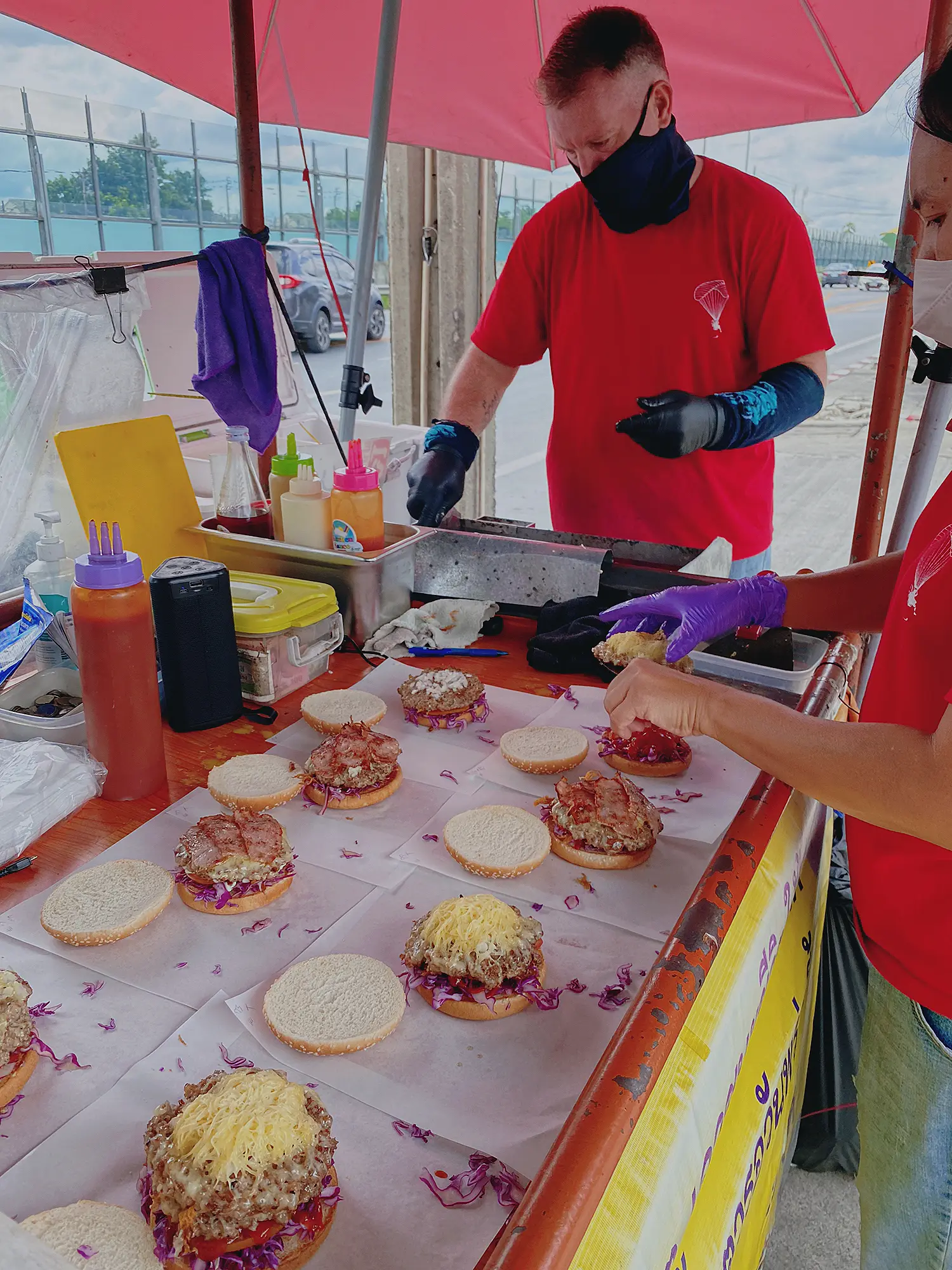 ร้านเบอเกอร์นักสู้ชีวิต-Captains Corner Burgers & Kebabs | แกลเลอรีที่ ...