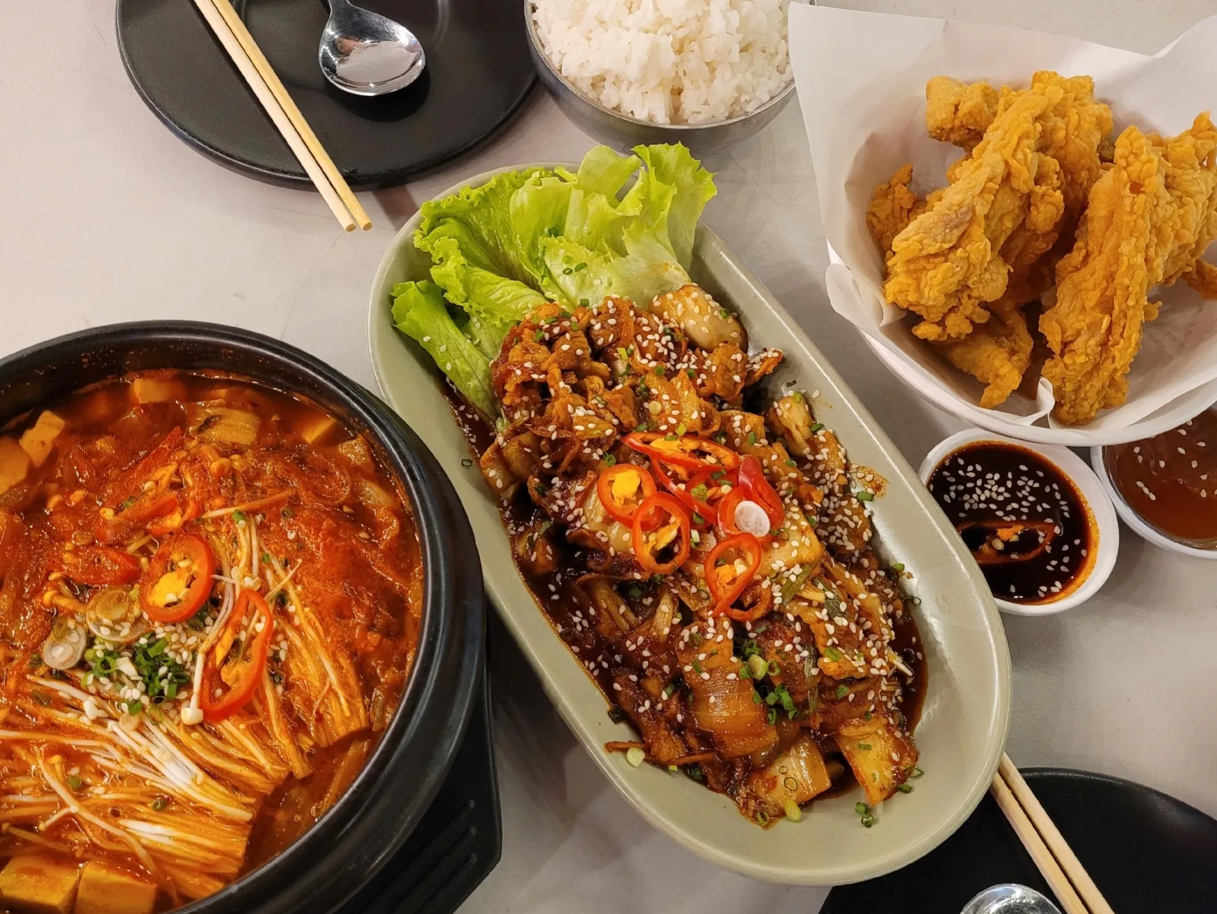 อาหารเกาหลีร้านนี้อร่อยมาก บรร | แกลเลอรีที่โพสต์โดย MAYB💕 | Lemon8