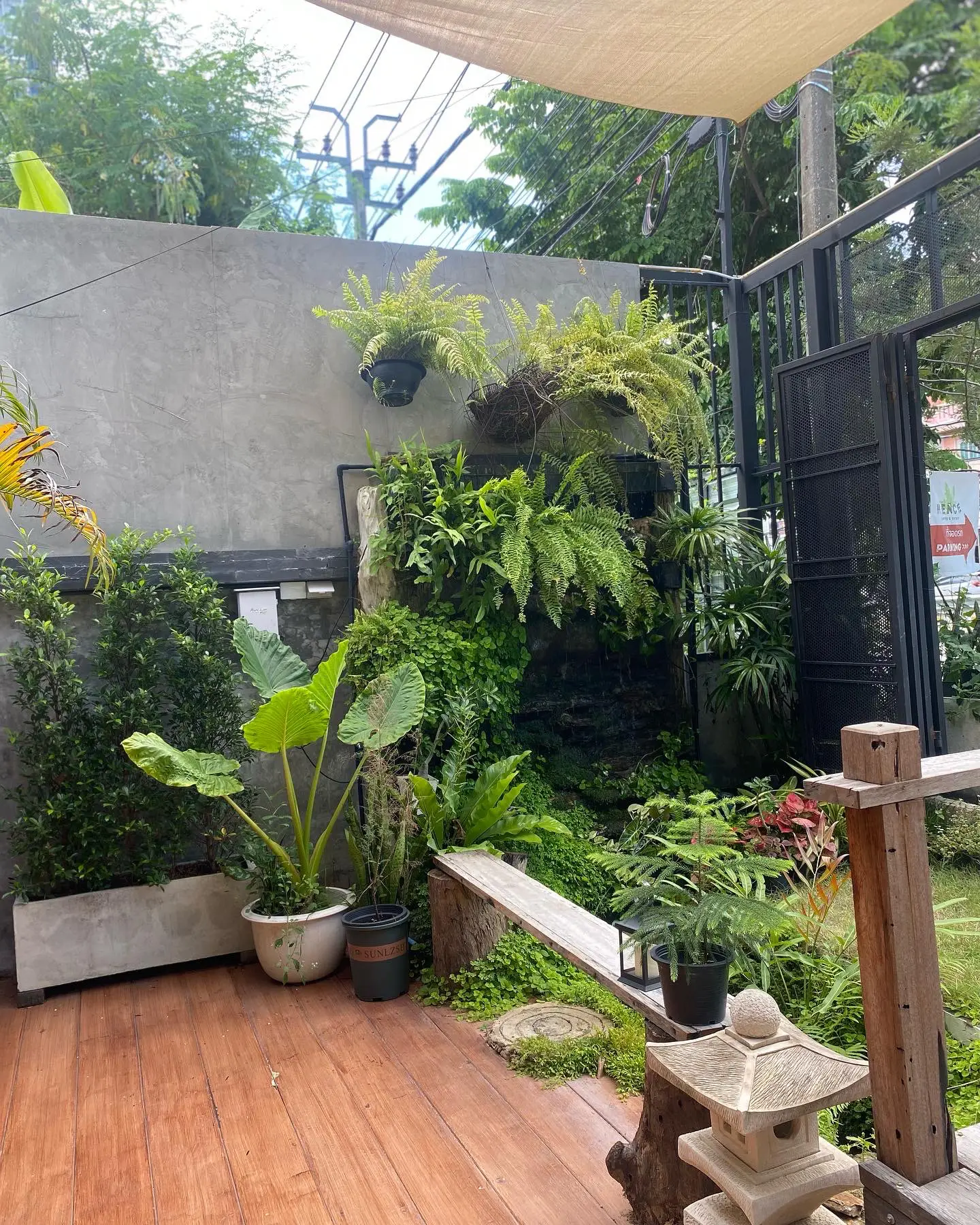 มารีวิวคาเฟ่ใกล้mrtสีม่วงย่านนนทบุรีค้าบ | แกลเลอรีที่โพสต์โดย Beam | Lemon8