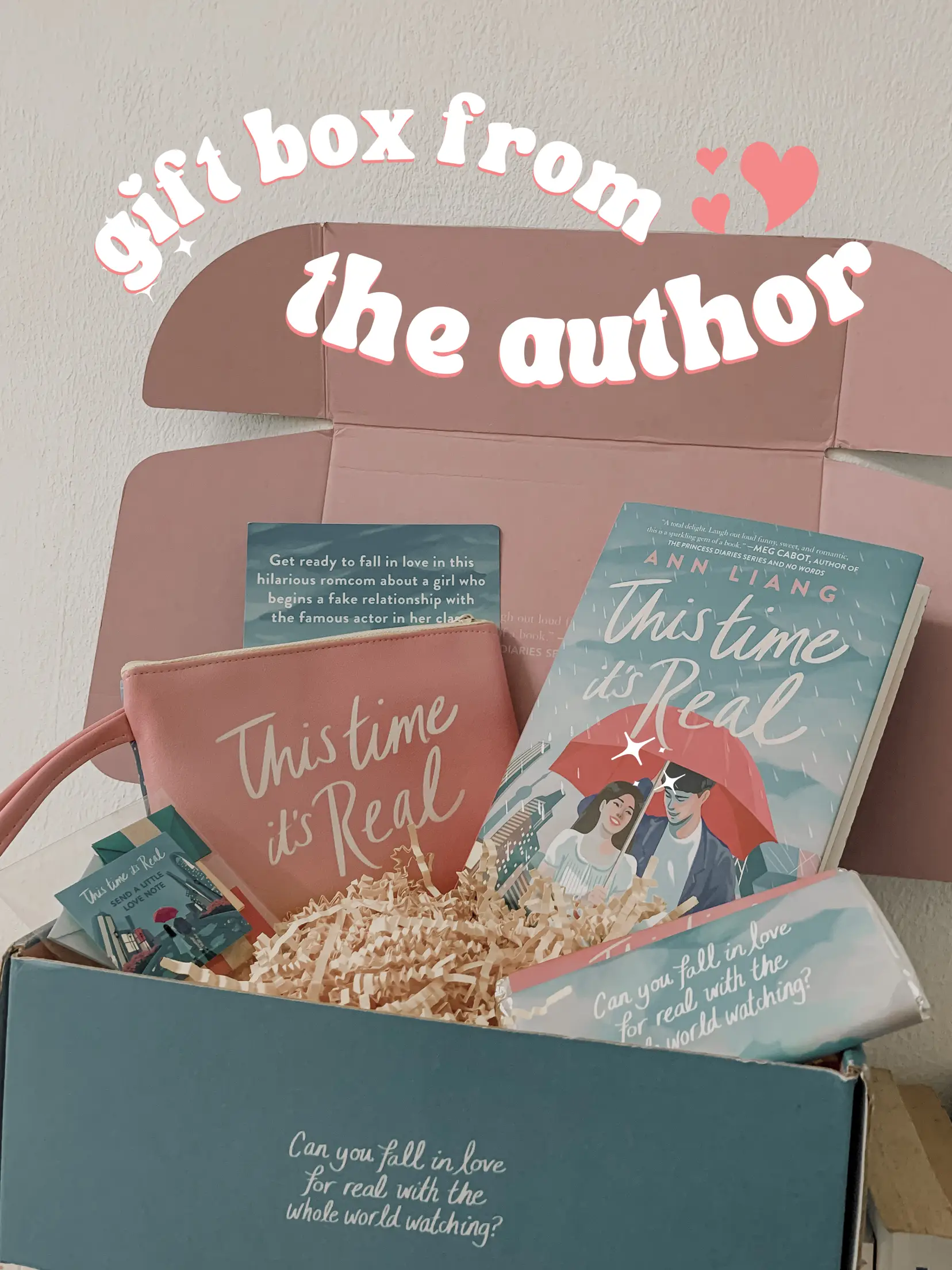 I got a gift box from an author 😍 | Video diterbitkan oleh thebadassreader | Lemon8
