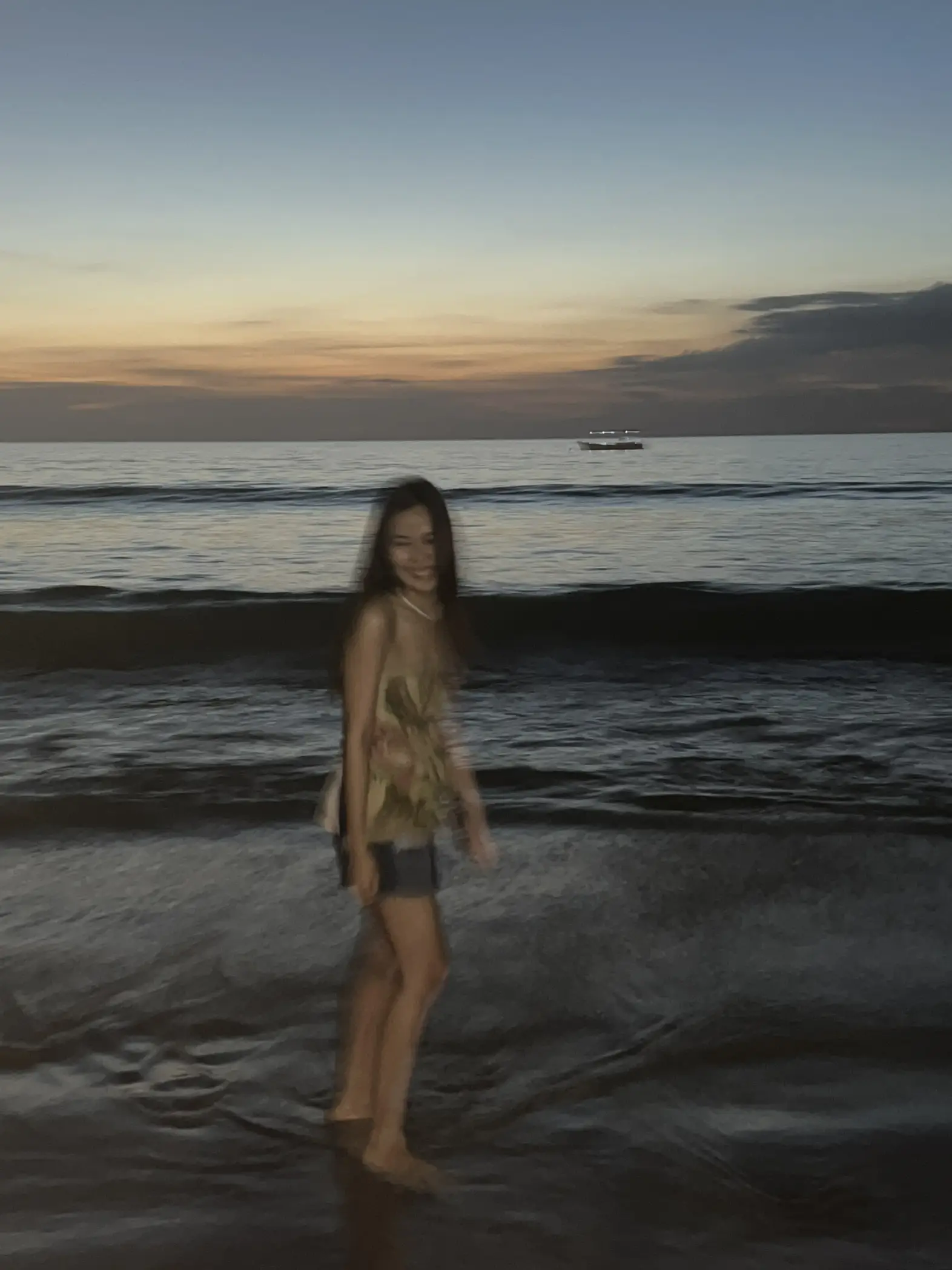 Kata Beach | แกลเลอรีที่โพสต์โดย KKaew | Lemon8