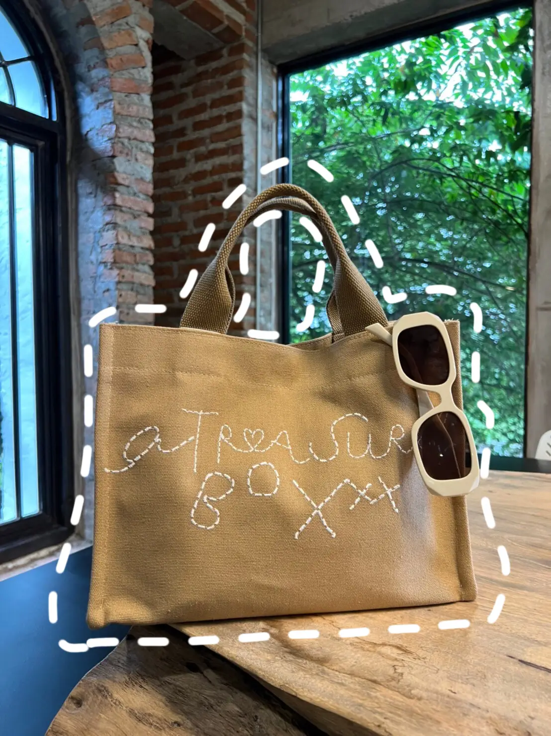 กระเป๋า atreasurebox | แกลเลอรีที่โพสต์โดย Watsana aon | Lemon8