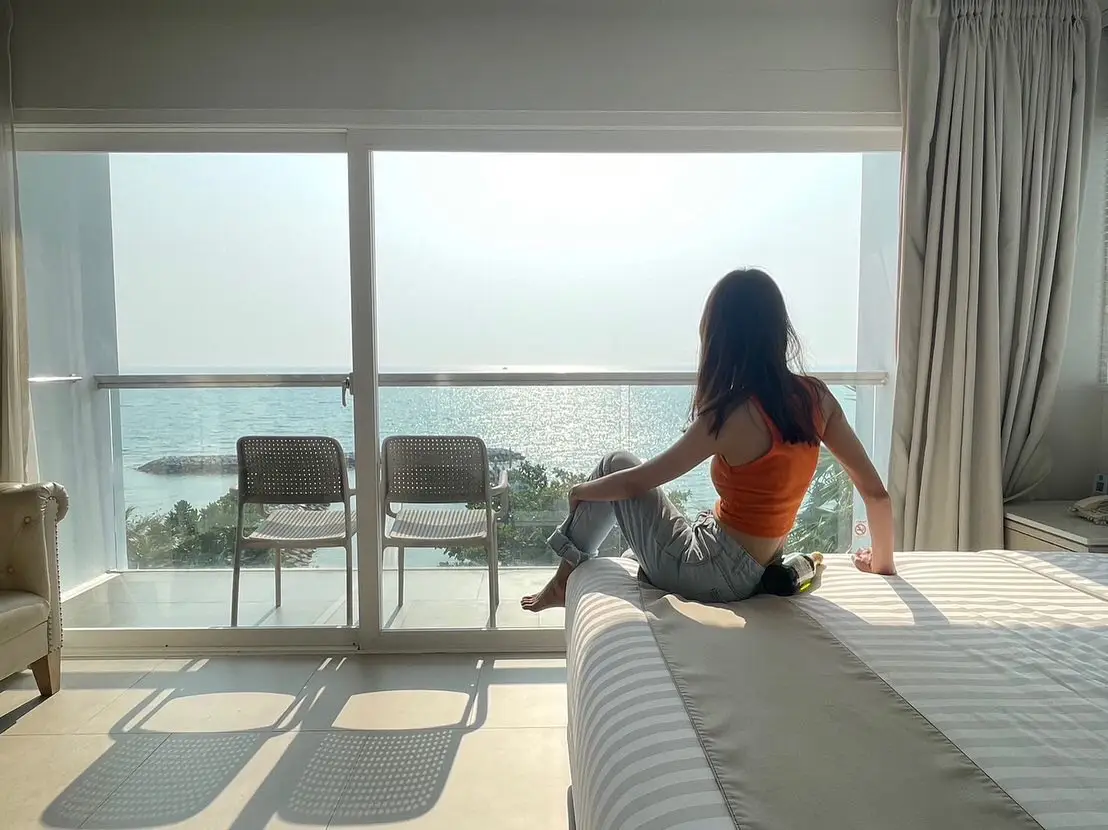 ที่พัก ติดทะเล ถ้าจะไปสัตหีบ หน้าร้อนแบบนี้ พักที่ไหนดี 🌈🌴#สัตหีบ | แกลเลอรีที่โพสต์โดย PpSAmE ...