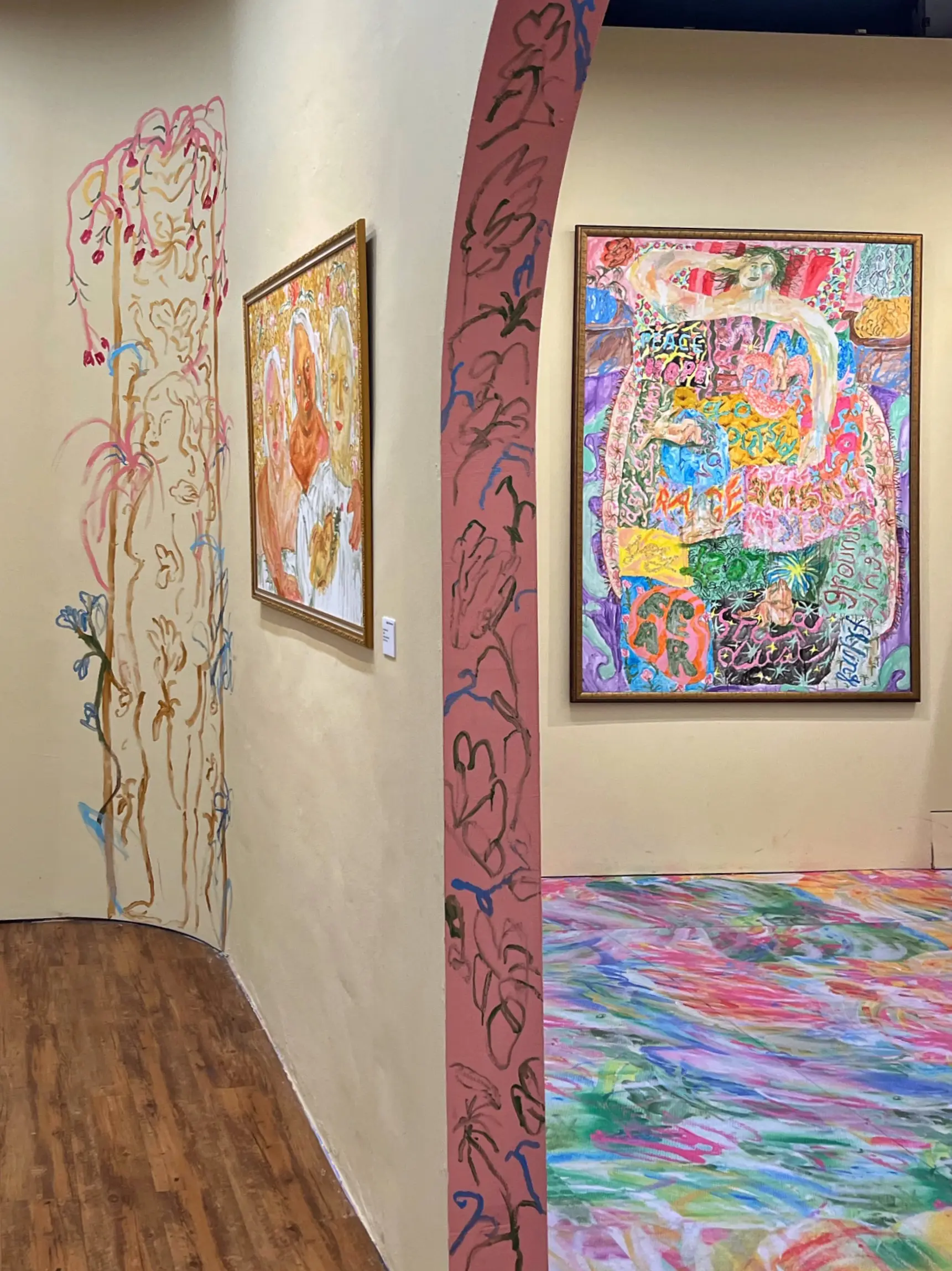 หนีสงกรานต์ไปชมนิทรรศการ She’s too much | แกลเลอรีที่โพสต์โดย backyard | Lemon8